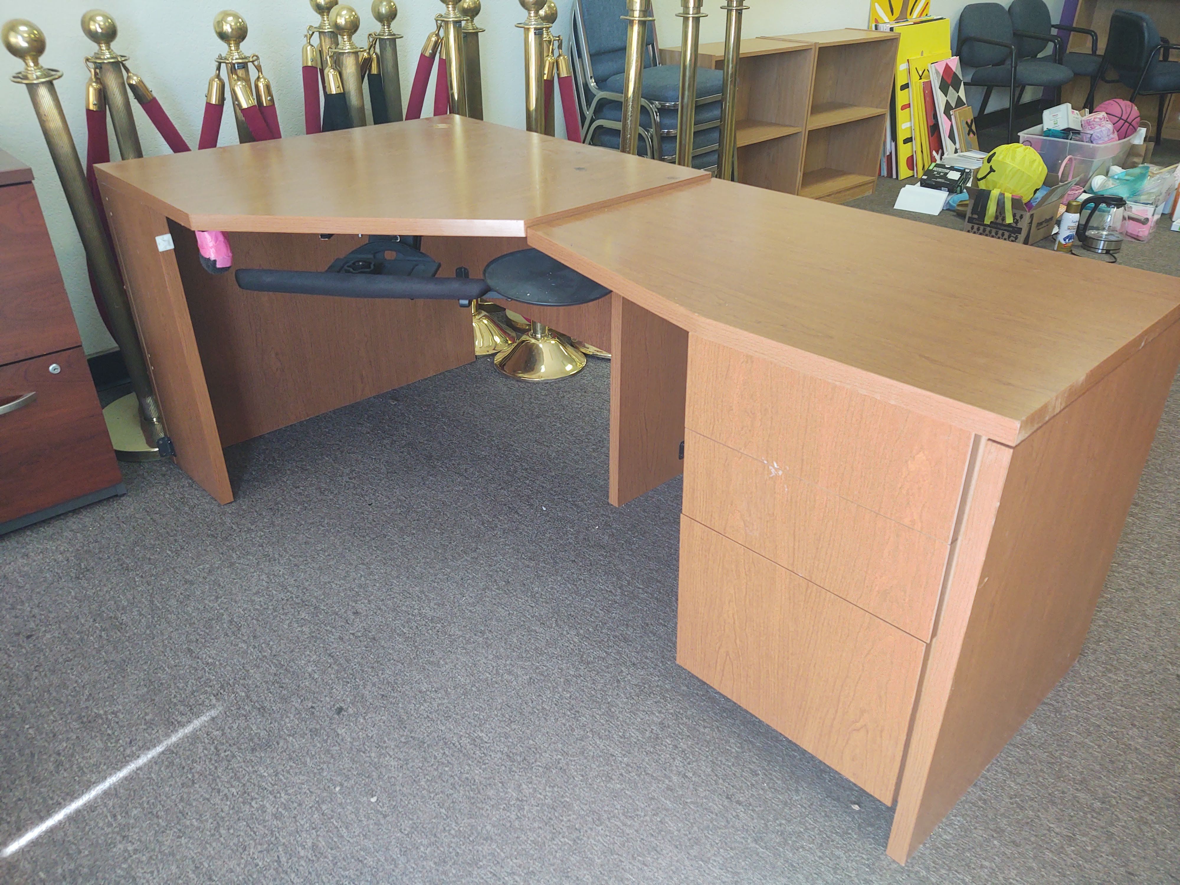 Corner Desk w/side extention for Sale in Phoenix, AZ - OfferUp