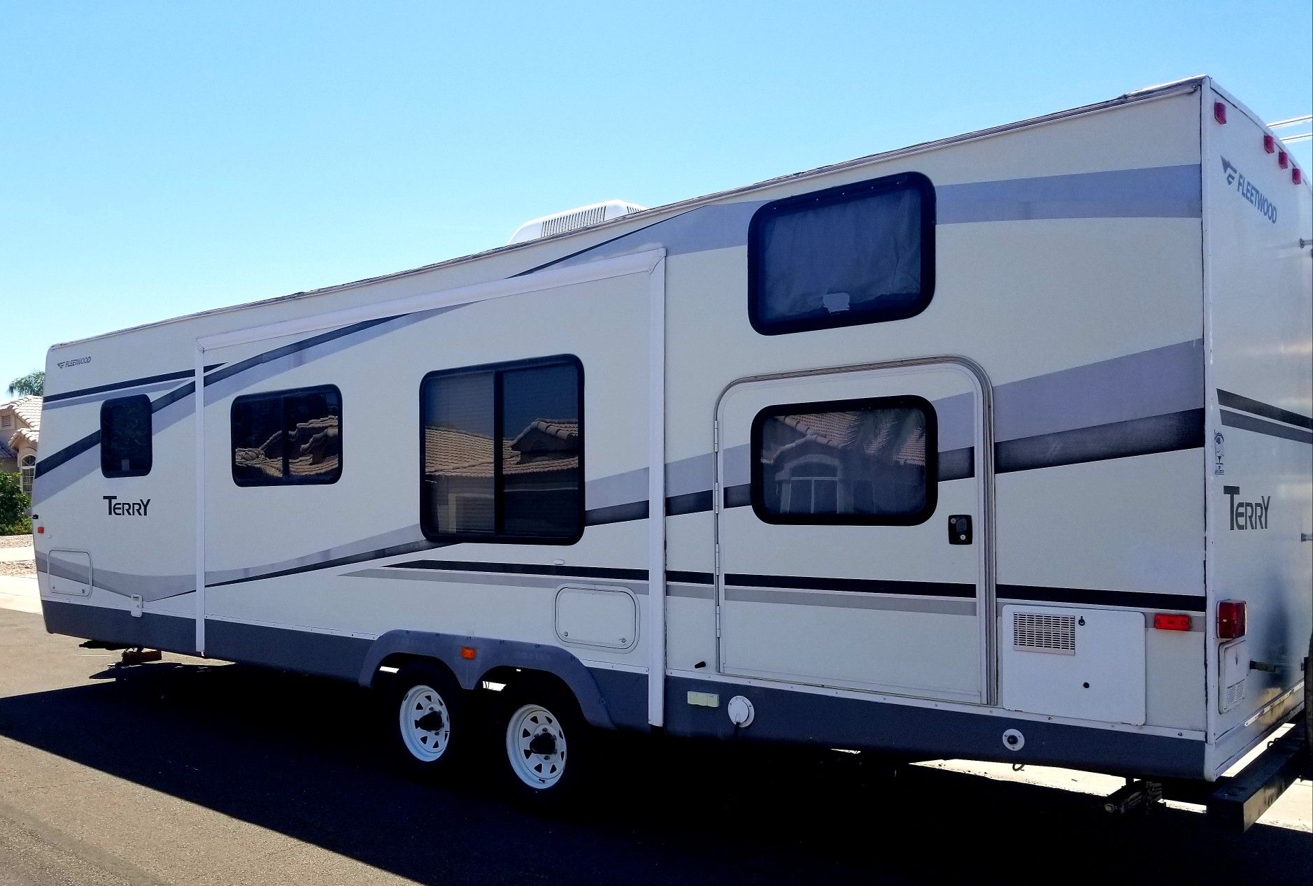 2007 Terry quantum travel trailer 29ft for Sale in Peoria, AZ - OfferUp