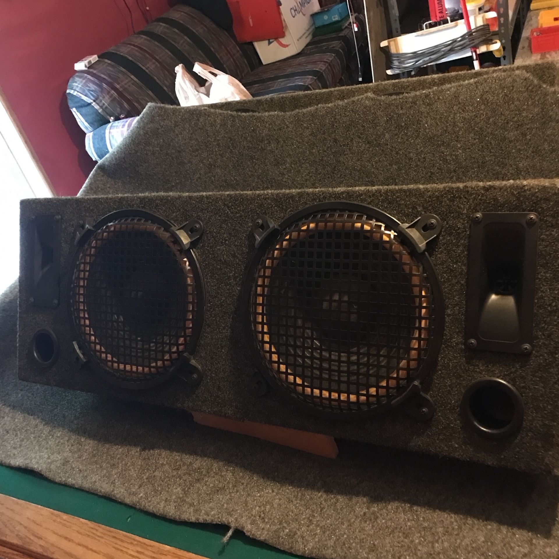 2-10 Inch Subwoofers /2 High Tweeters Box for Sale in West Chester ...