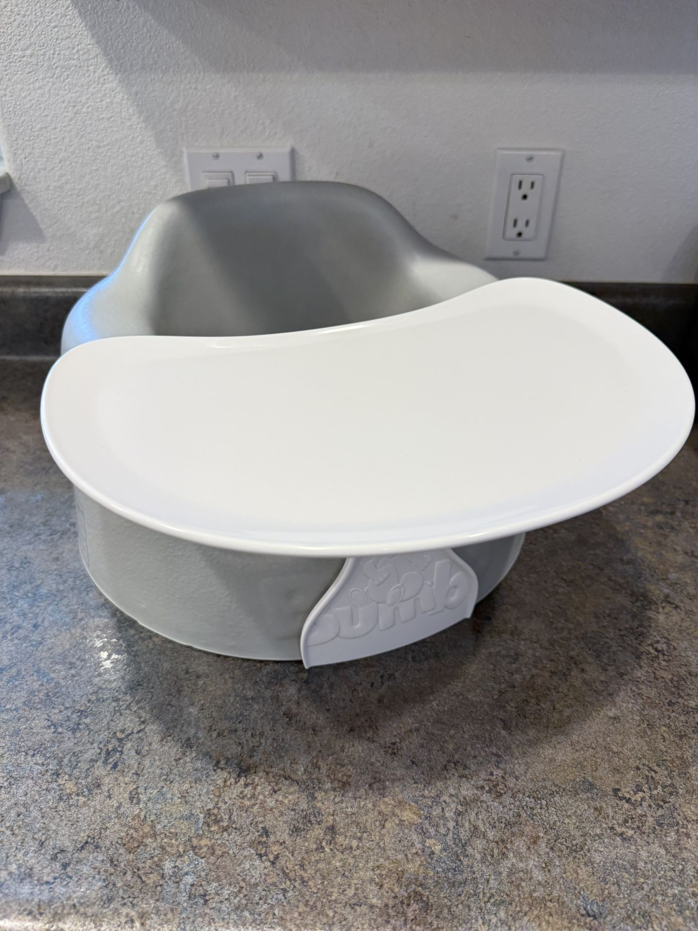 Bumbo With Tray for Sale in Reno, NV - OfferUp