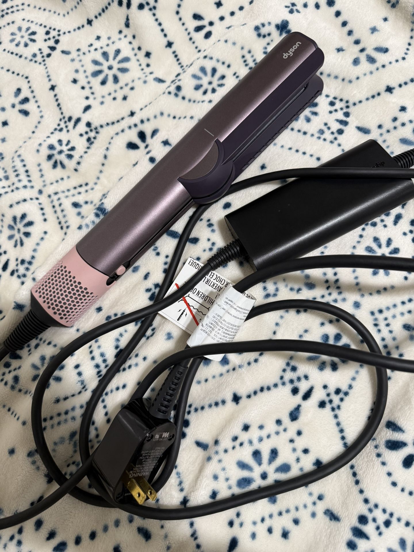 Dyson Airstrait Plum for Sale in Spring Valley, CA - OfferUp