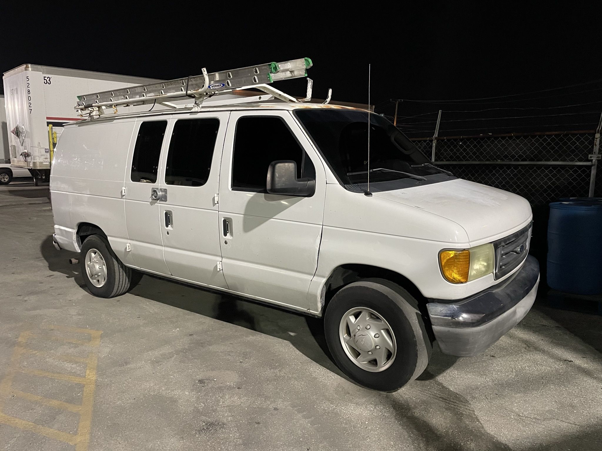 2003 Ford E-350 for Sale in Miami, FL - OfferUp
