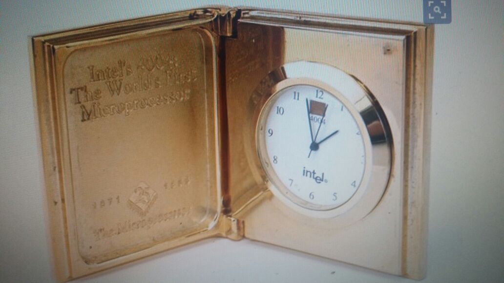 Intel - 25th ANNIVERSARY GOLD TONE CLOCK w/4004 Chip - WORLD'S FIRST ...