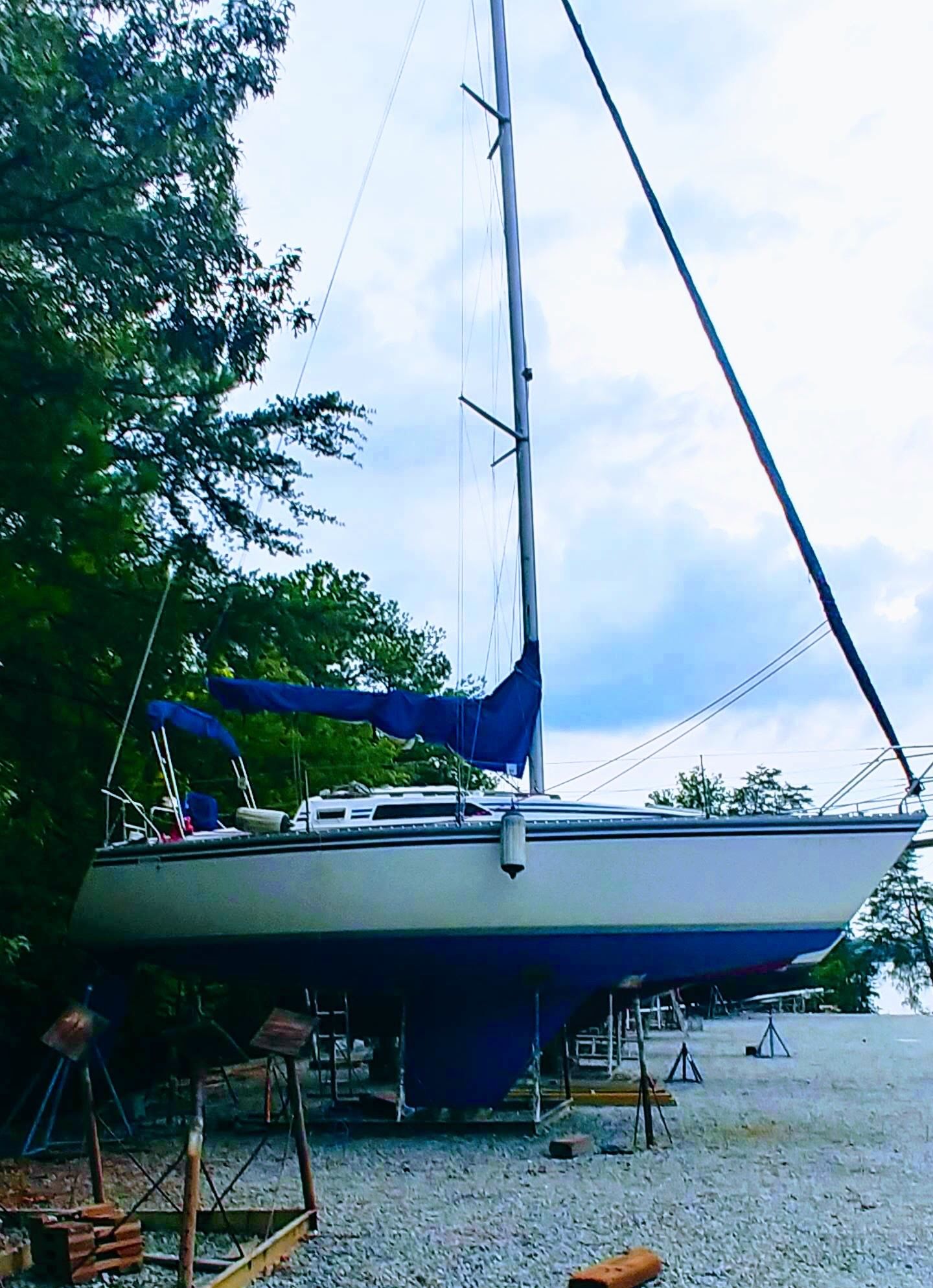 1988 Hunter 28.5 for Sale in Roswell, GA - OfferUp