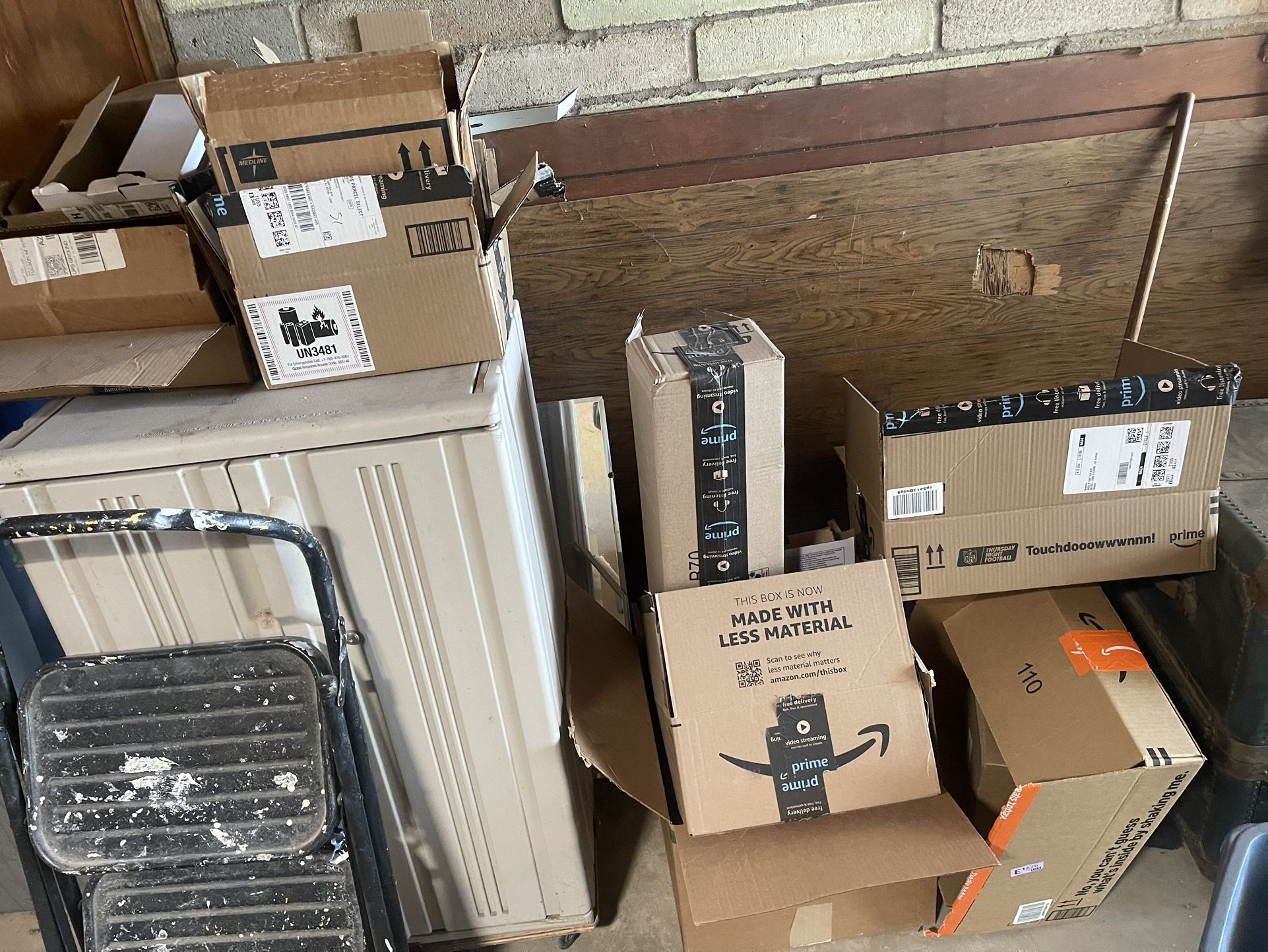 FREE BOXES for Sale in Tucson, AZ - OfferUp