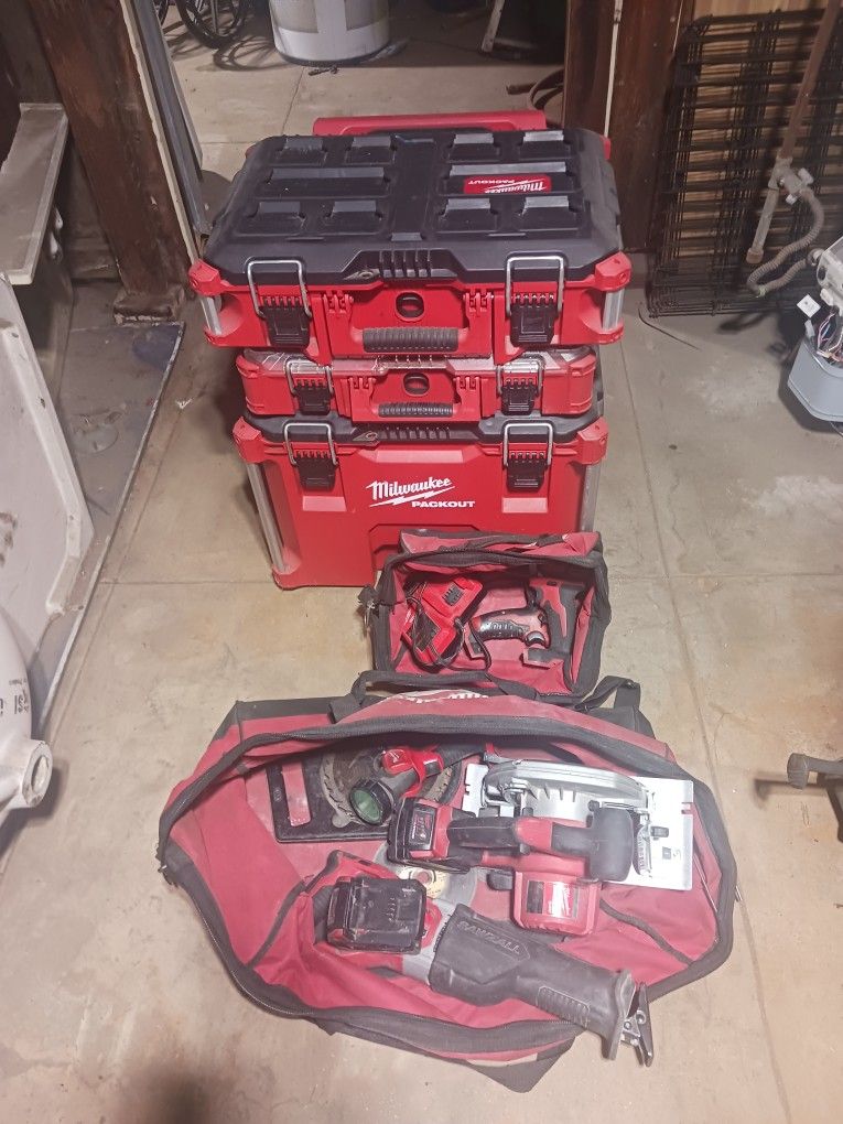Milwaukee Tools And Pack Out Box for Sale in Los Angeles, CA - OfferUp