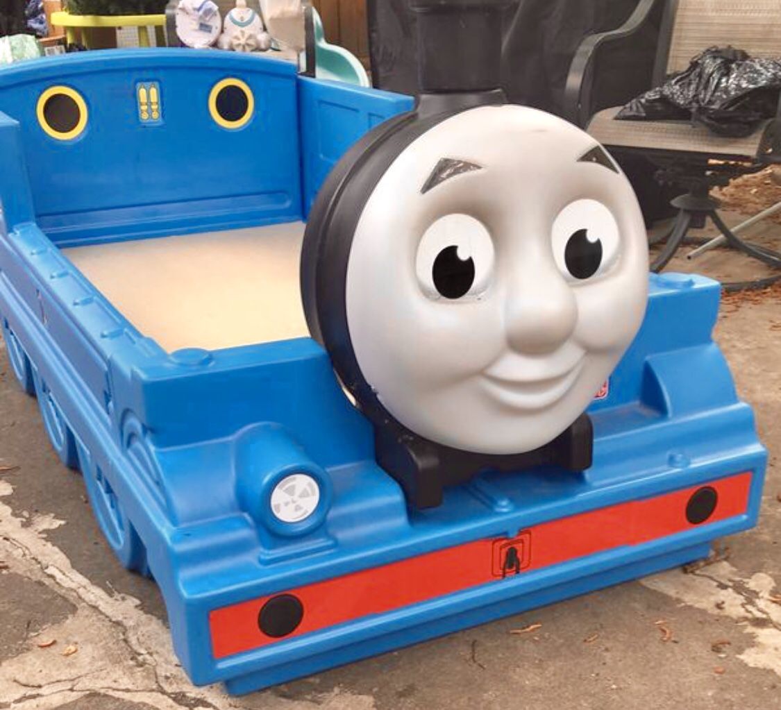 Thomas the Train STEP 2 toddler Bed Frame for Sale in Spring, TX - OfferUp