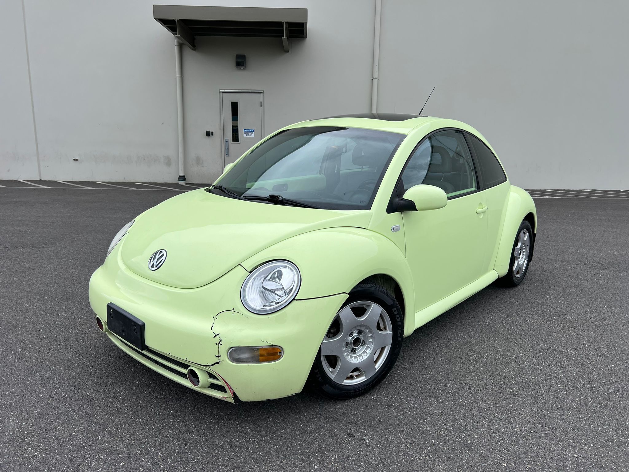 2001 VOLKSWAGEN NEW BEETLE GLS 1.8T for Sale in Tacoma, WA - OfferUp