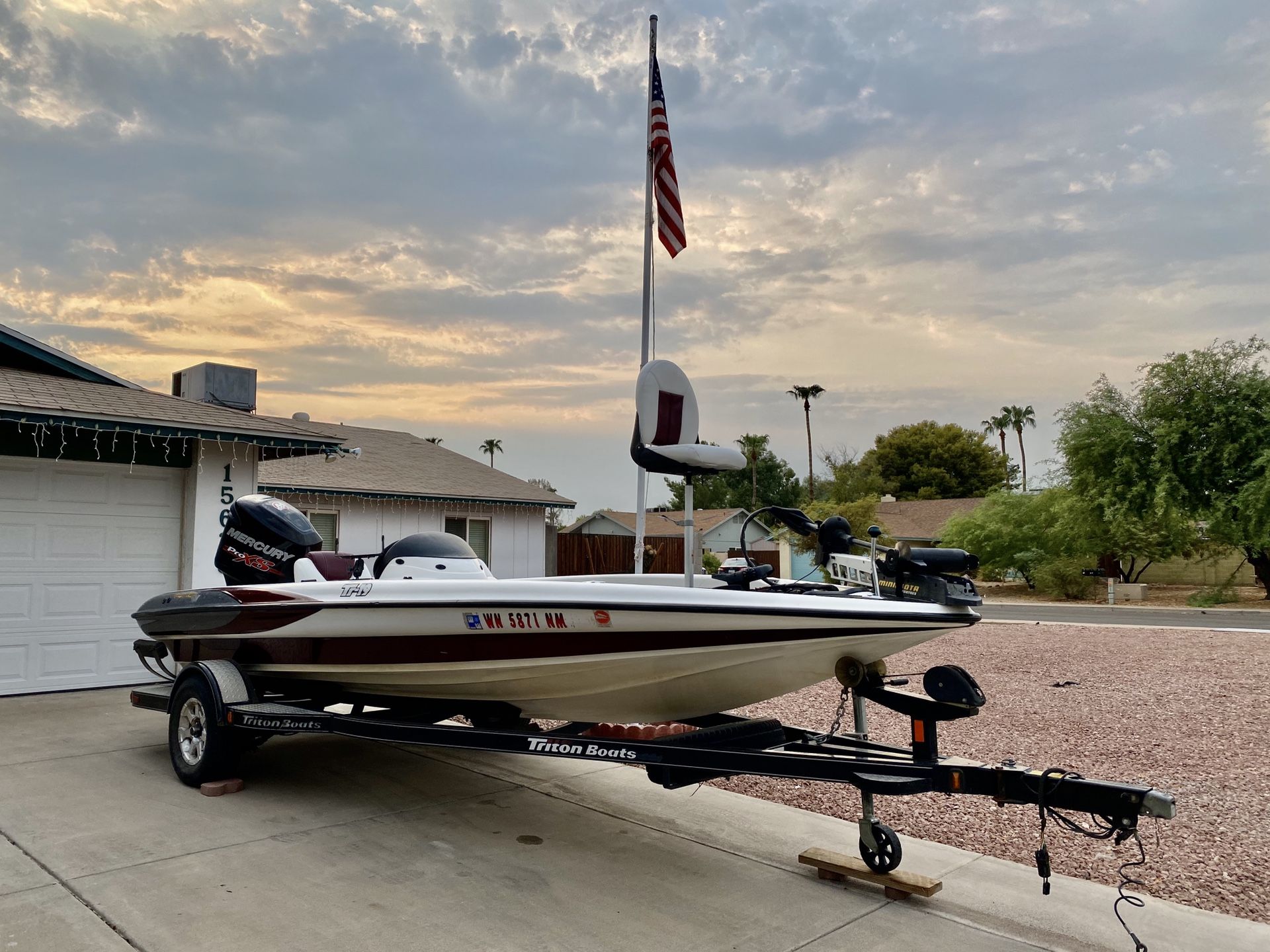 2001 19ft Triton bass boat with 2013 Mercury 175 OptiMax proXS for Sale ...