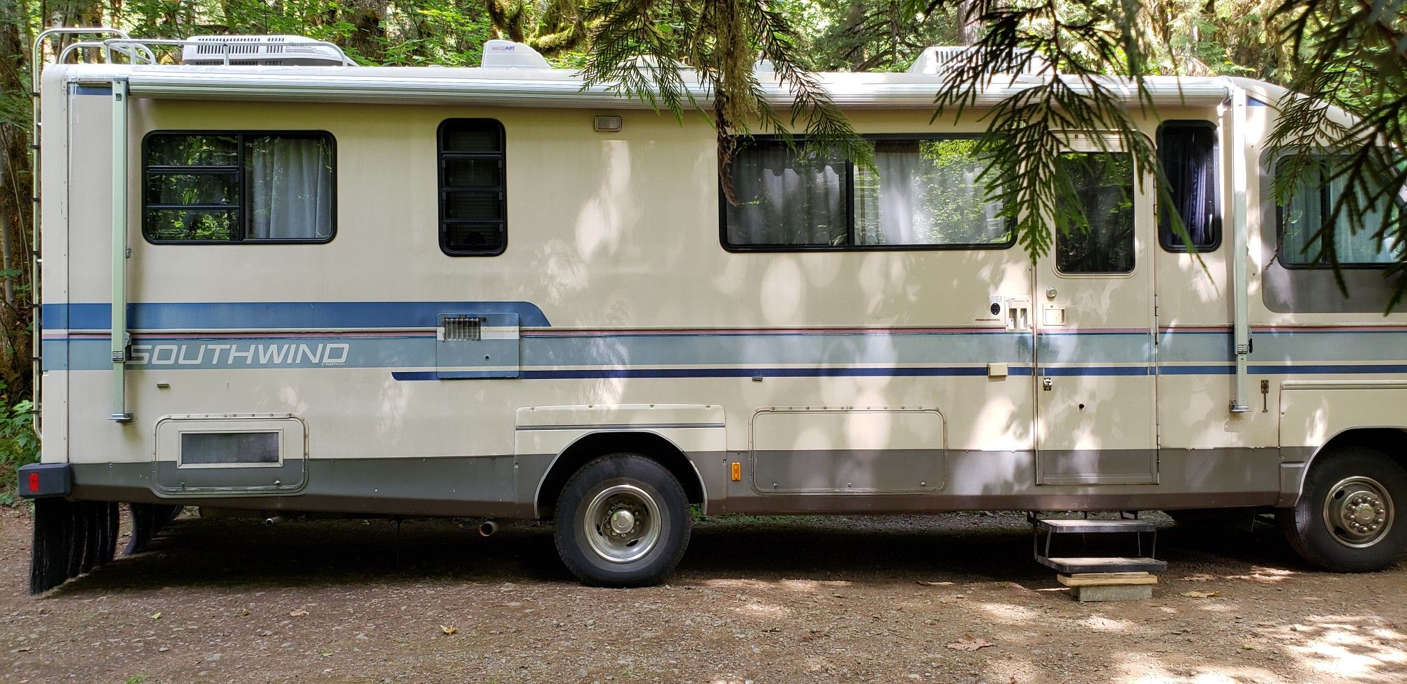 90 Southwind Motorhome 30' for Sale in Olympia, WA - OfferUp