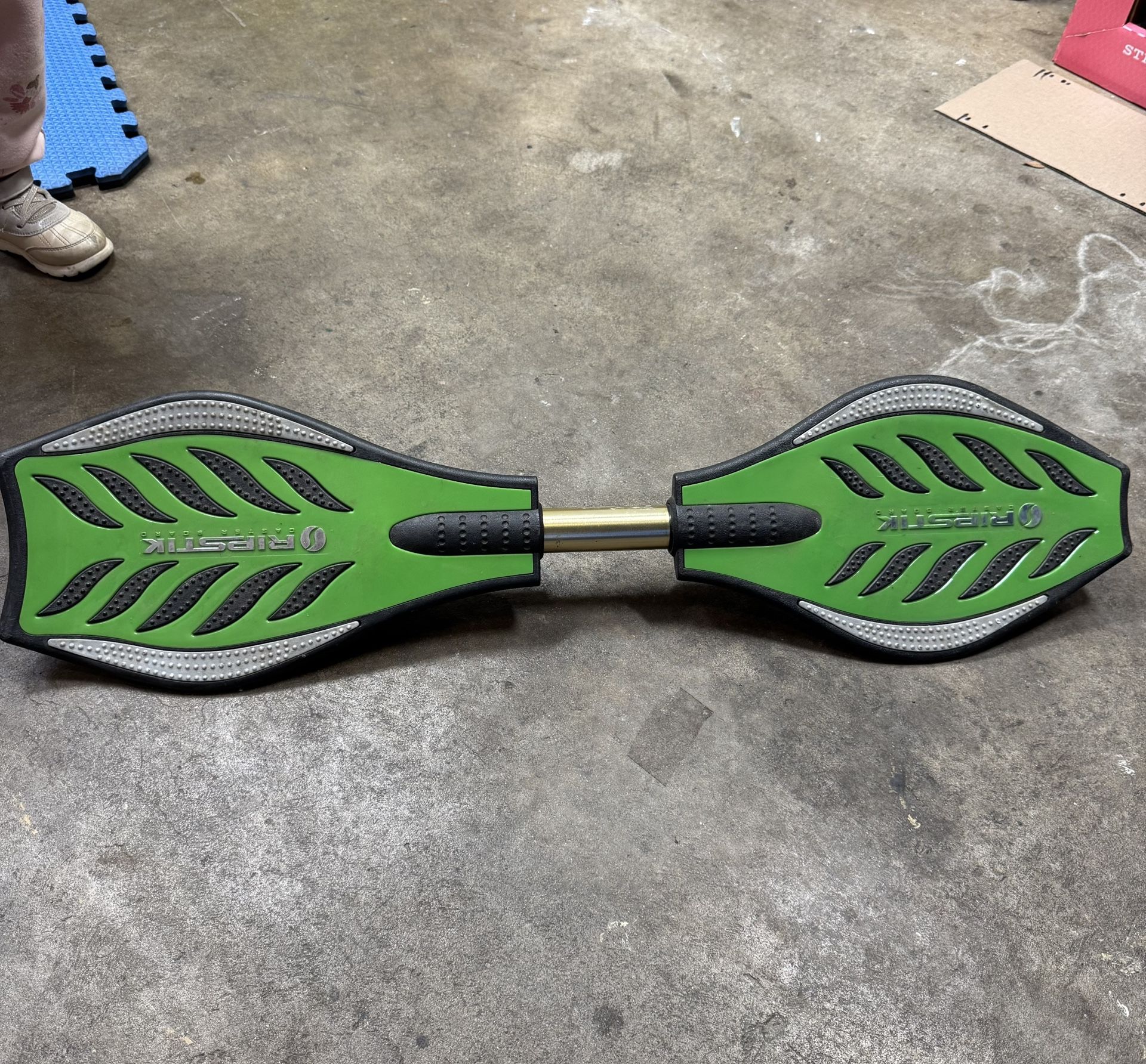 Razor RipStik Caster Board for Sale in Modesto, CA - OfferUp