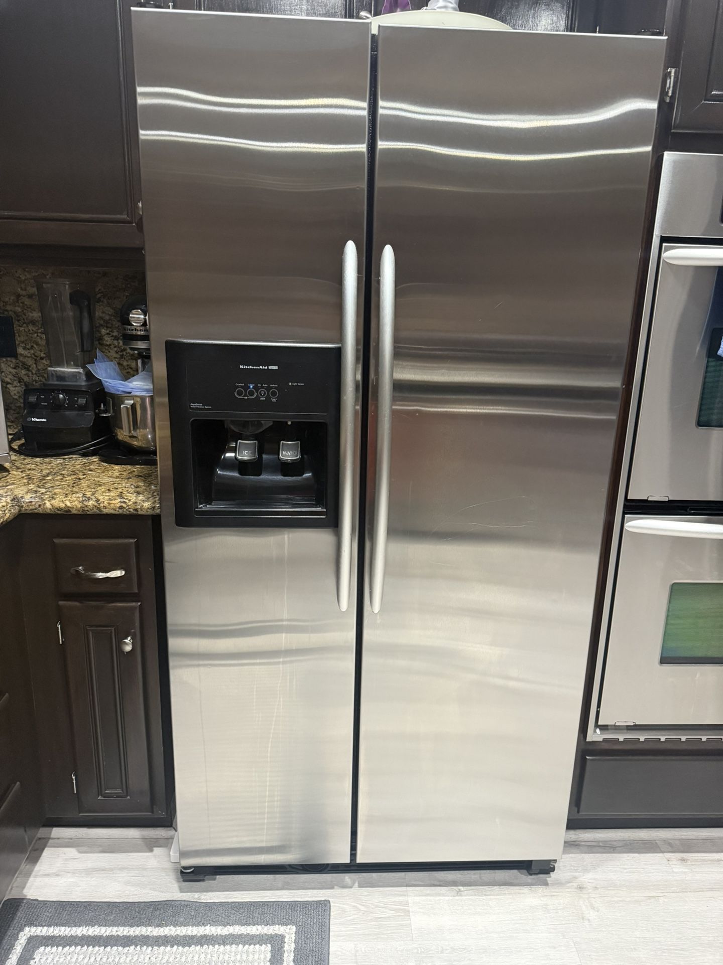 Kitchenaid Refrigerator With Water Dispenser for Sale in Lake Forest ...