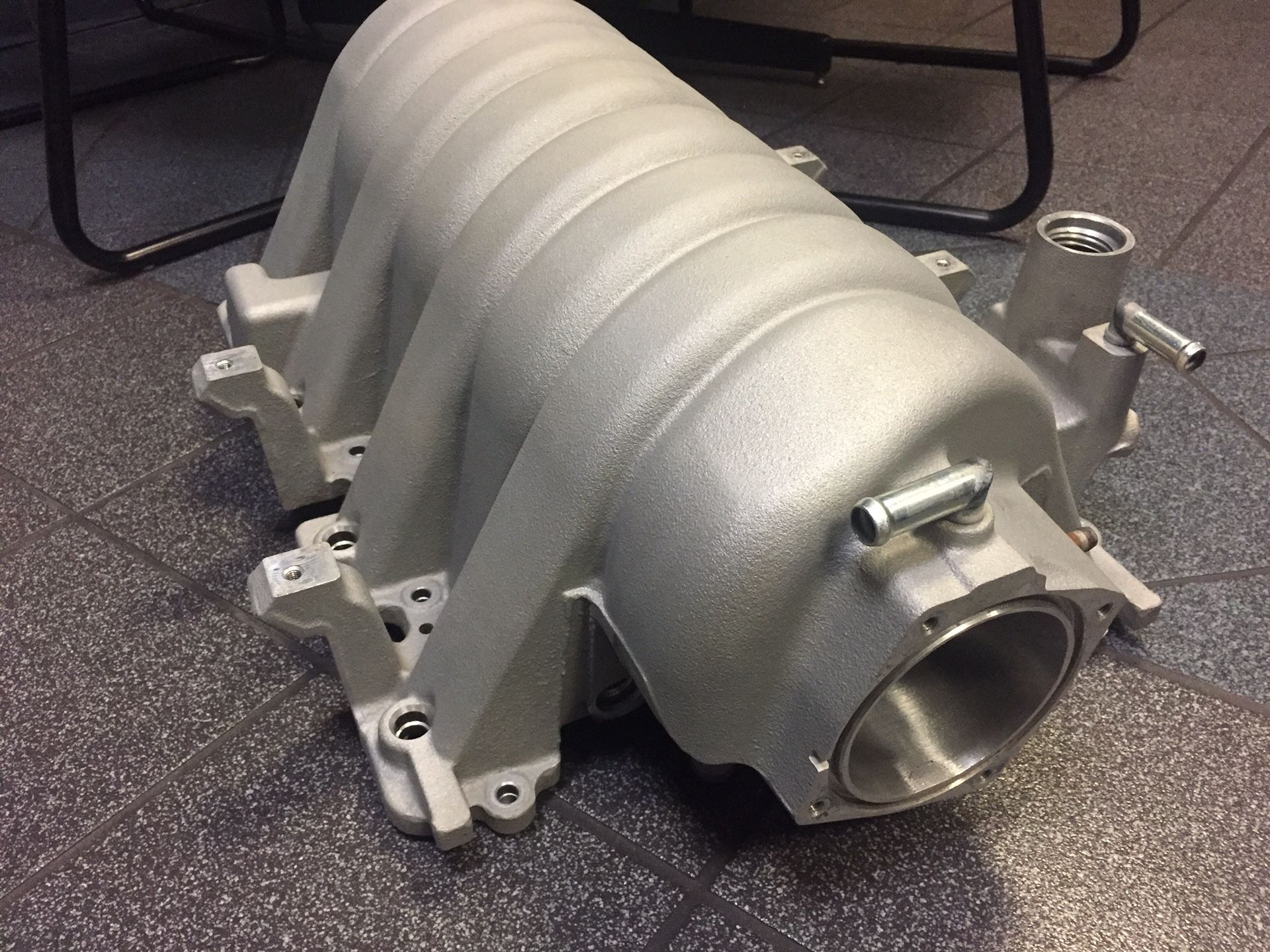 Ported Hemi intake manifold 6.1/5.7/6.4 for Sale in Spring, TX - OfferUp