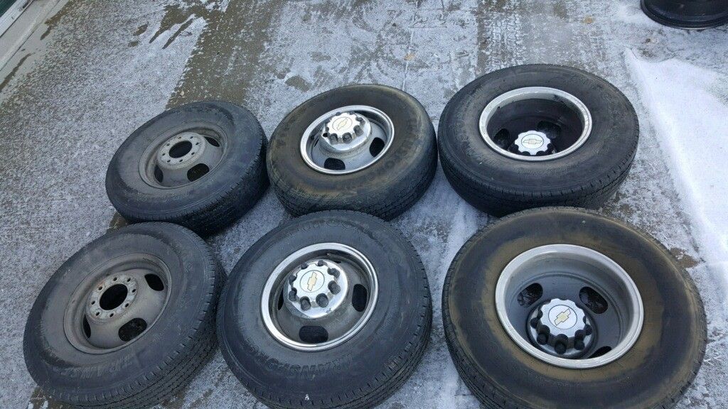 Chevy dually wheels rims 8x6.5 16" 235/85/16 tires Silverado GMC Sierra ...