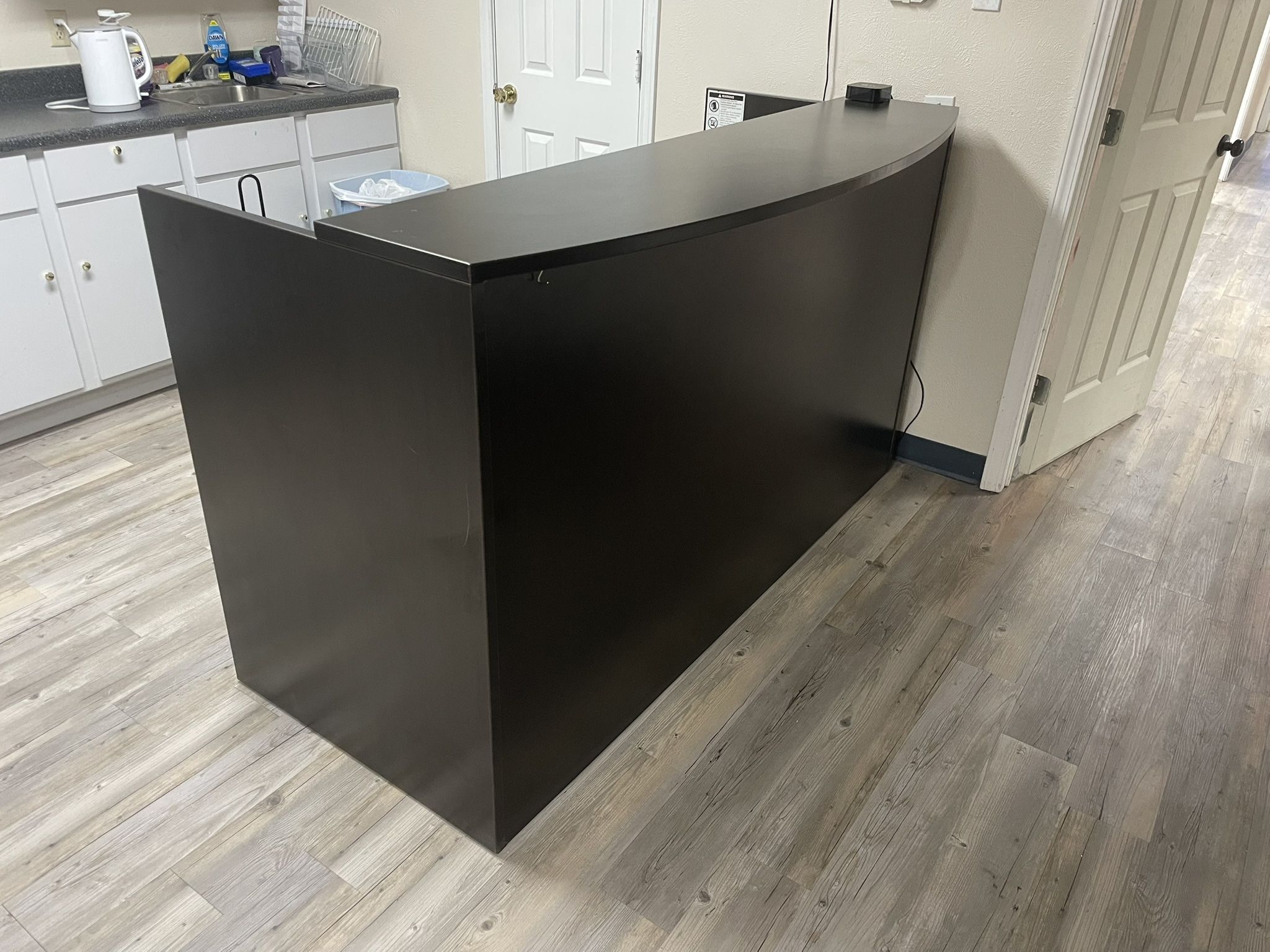 Reception Desk/ Office Desk uy for Sale in Mesquite, TX - OfferUp