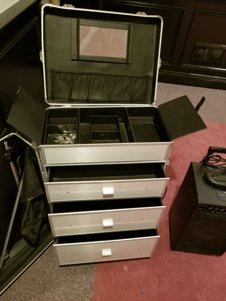 Diva Dolly make up/dance costume organizer suitcase for Sale in ...