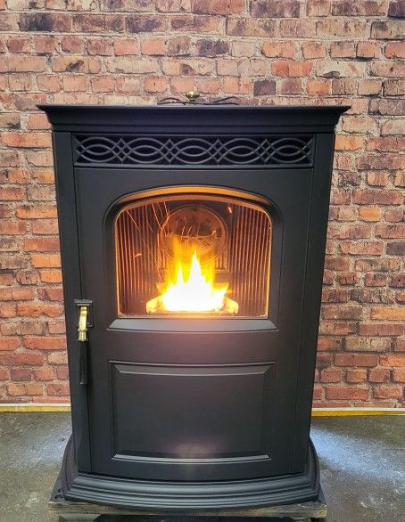 Harman Accentra 2 Cast Iron Pellet Stove for Sale in Tacoma, WA - OfferUp