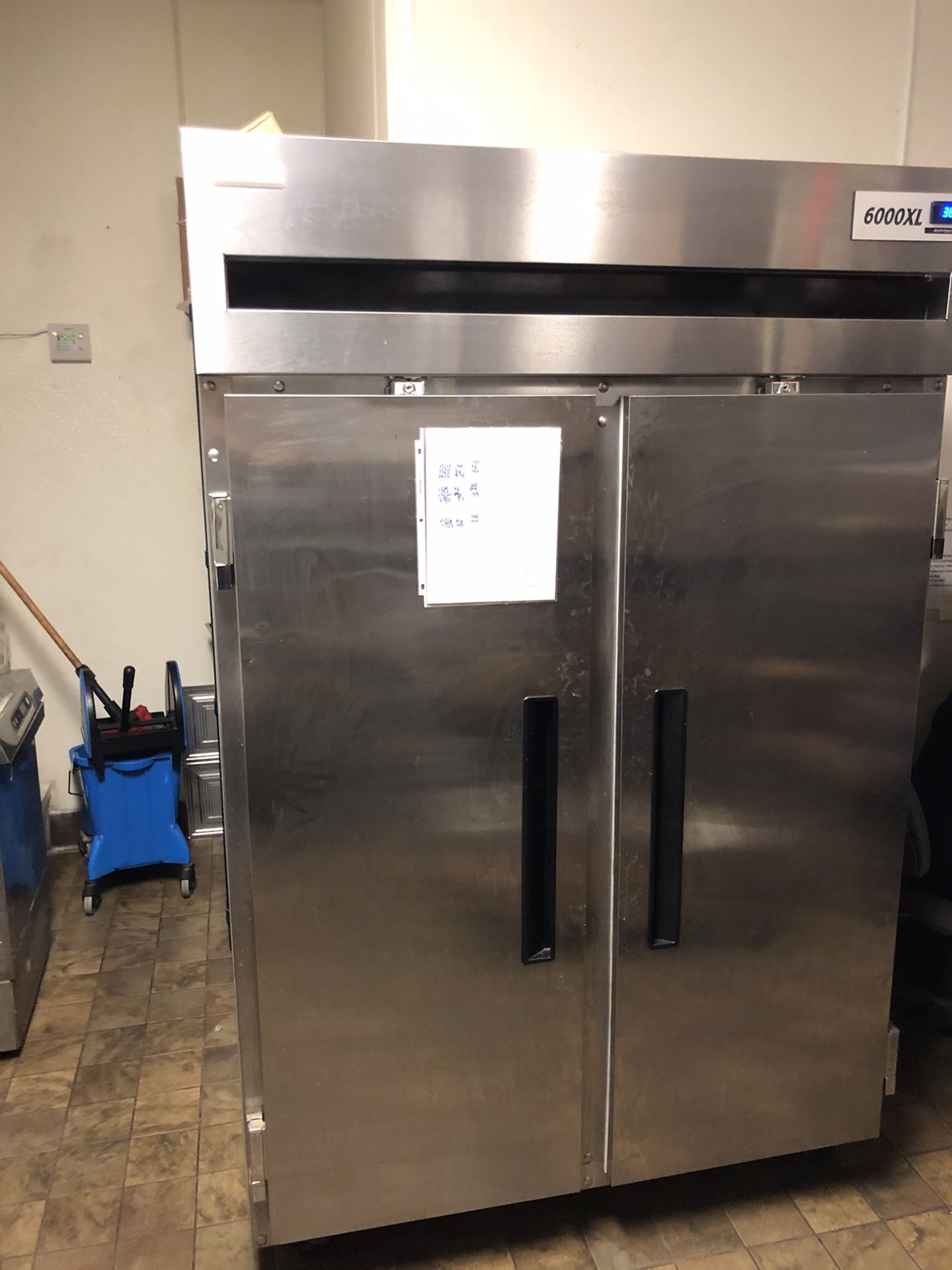 Delfield 6000xl Commercial Refrigerator for Sale in Oceanside, CA - OfferUp