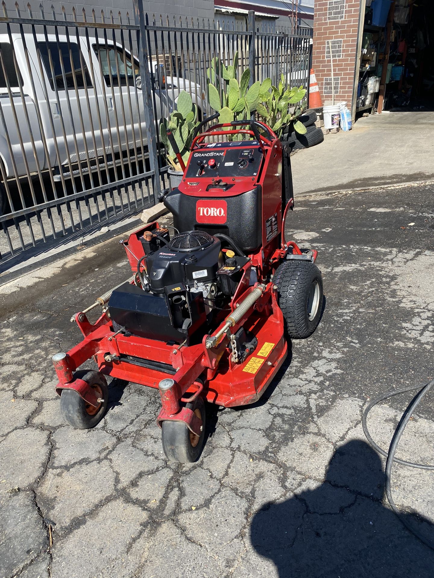 36 Toro Stander for Sale in Sacramento, CA - OfferUp
