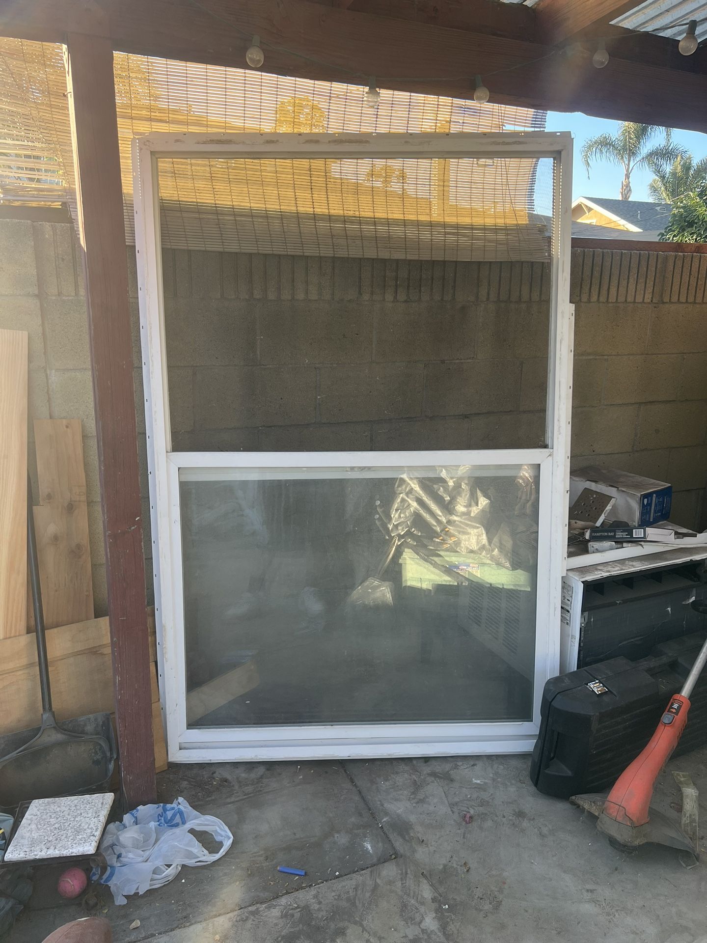 4ft By 6ft Window for Sale in Artesia, CA - OfferUp