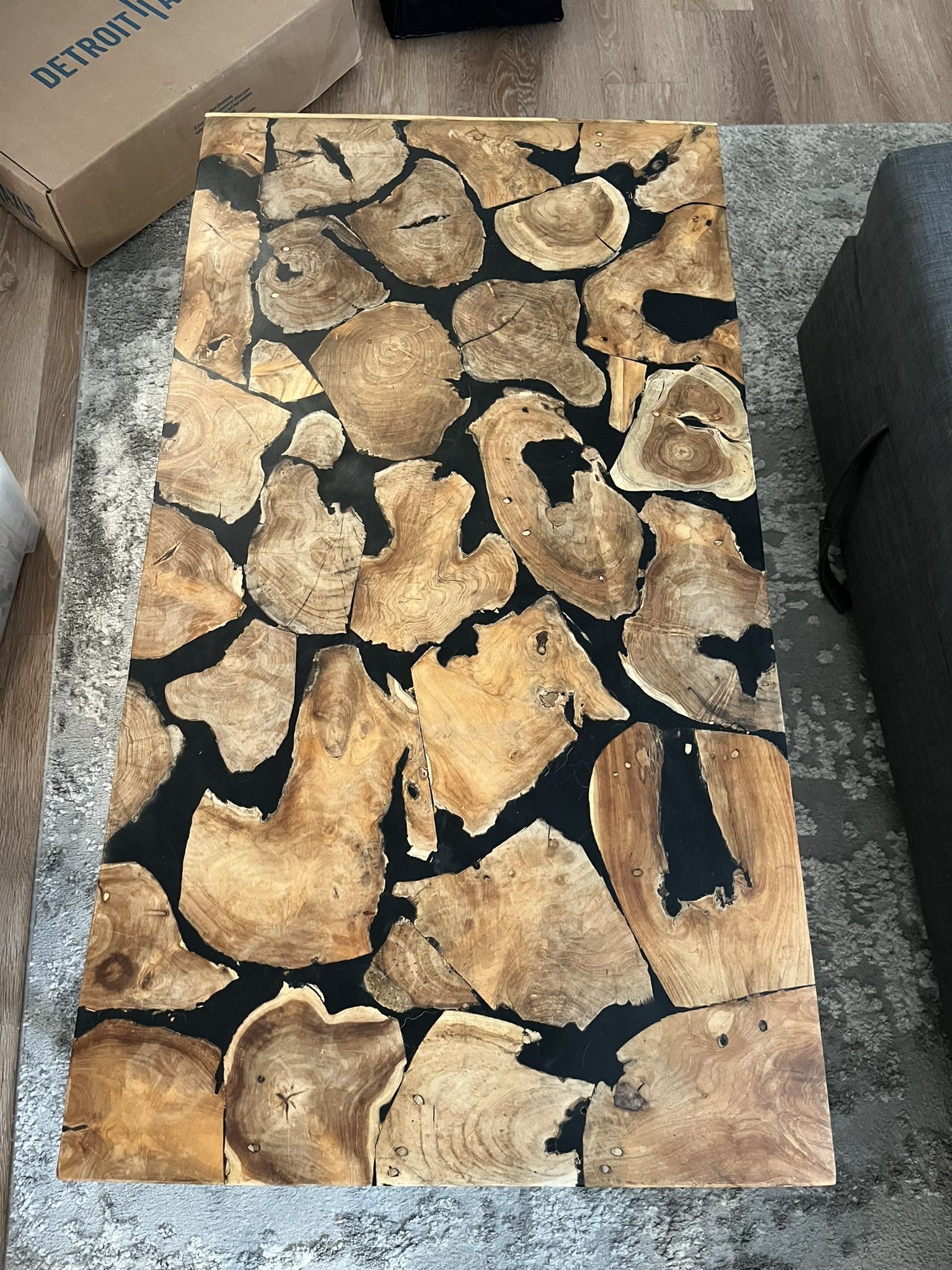 VidaXL Teak Resin Coffee Table for Sale in Kirkland, WA - OfferUp