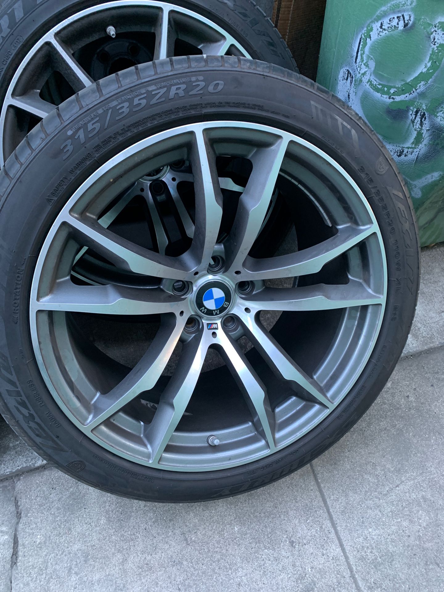 2015 BMW X5 X6 20" Factory M Sport Wheels and Tires Front 20x10 with ...