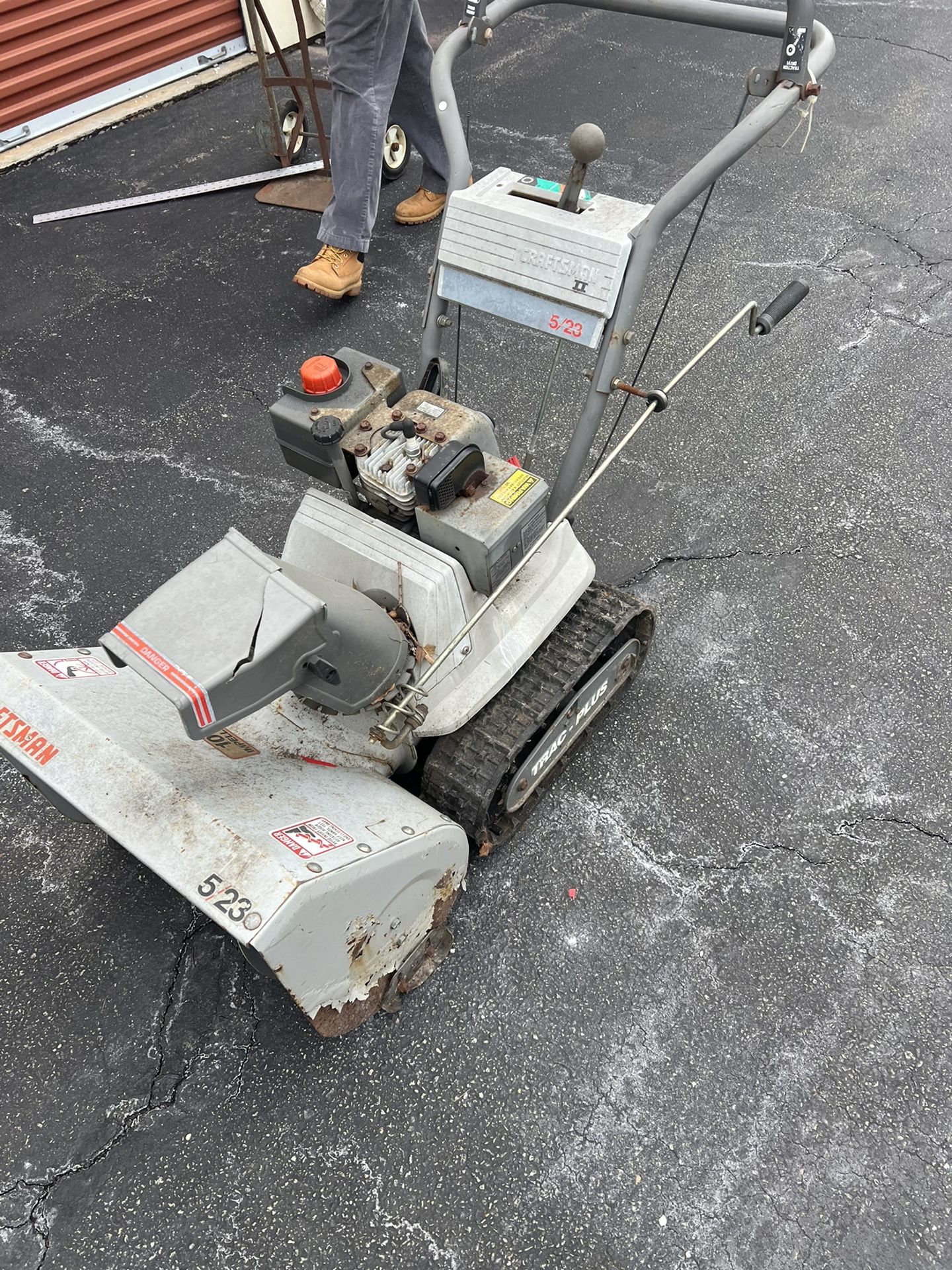 Craftsman snowblower with tracks starts right up easy pick up at my ...