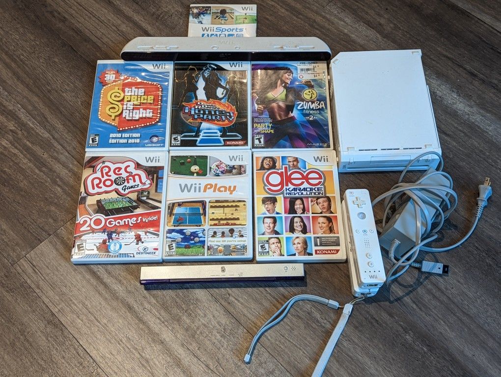 Wii BUNDLE CONSOLE 7 GAMES WHOLE PACKAGE!! L@@K for Sale in Portland ...