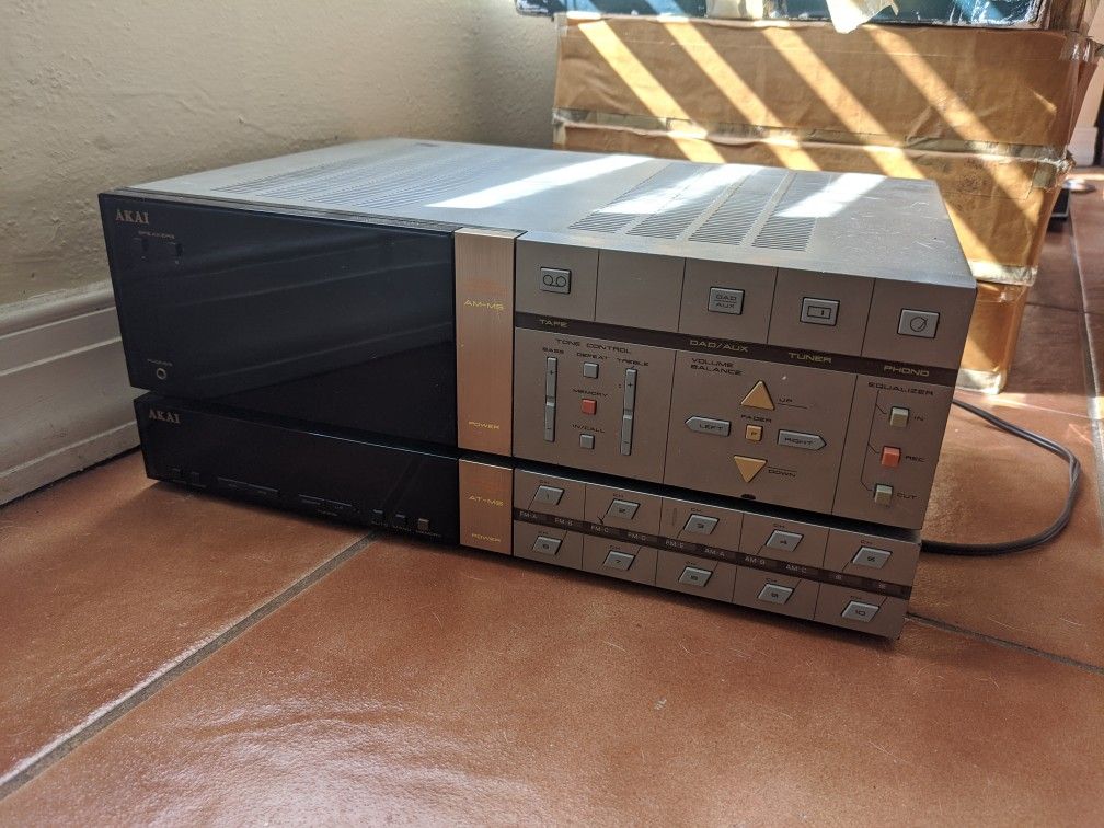 Akai Receiver AM-M5 & Radio AT-M5 for Sale in Pompano Beach, FL - OfferUp