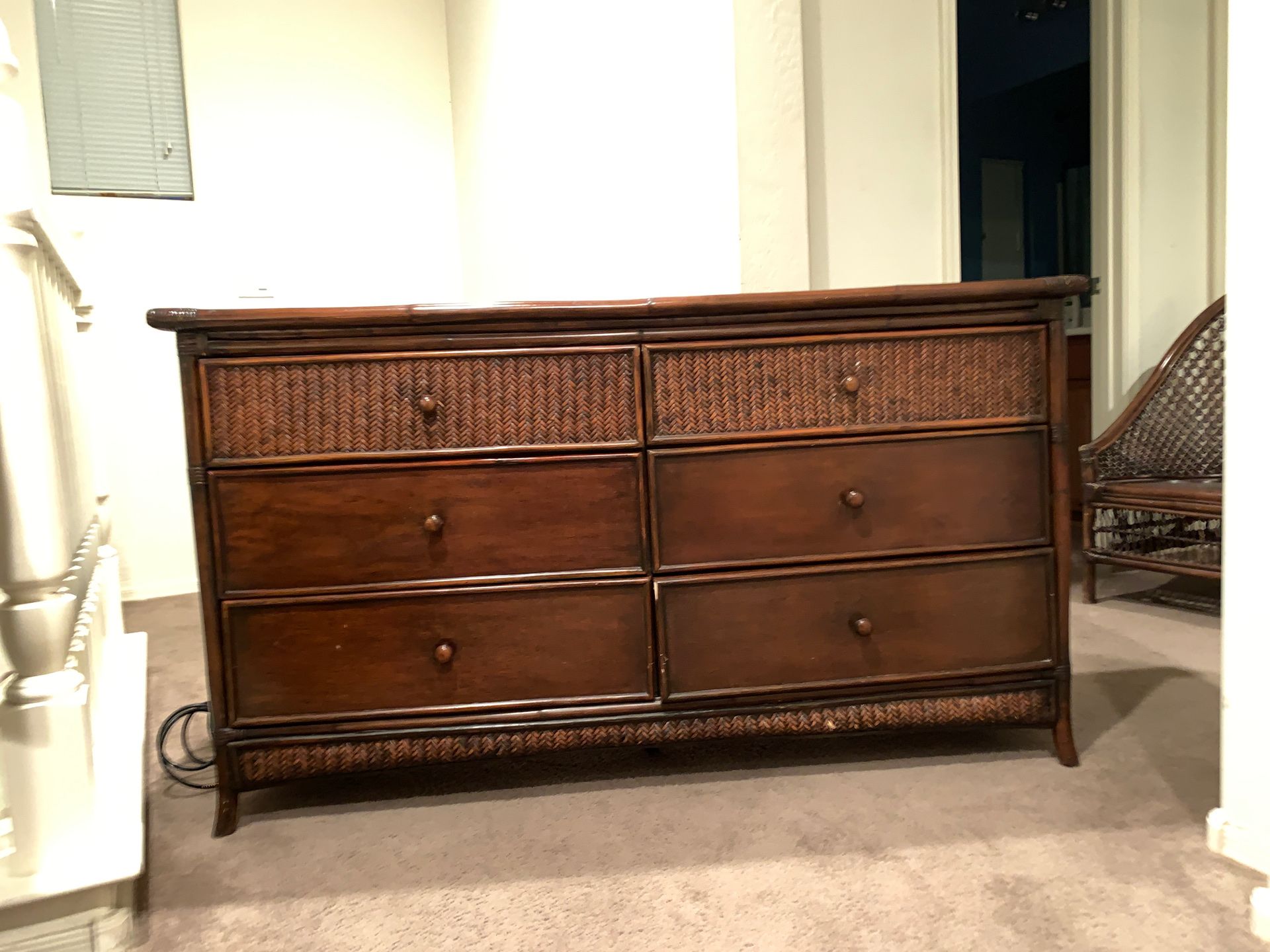 Pier One wicker/rattan dresser and bench for Sale in Peoria, AZ - OfferUp