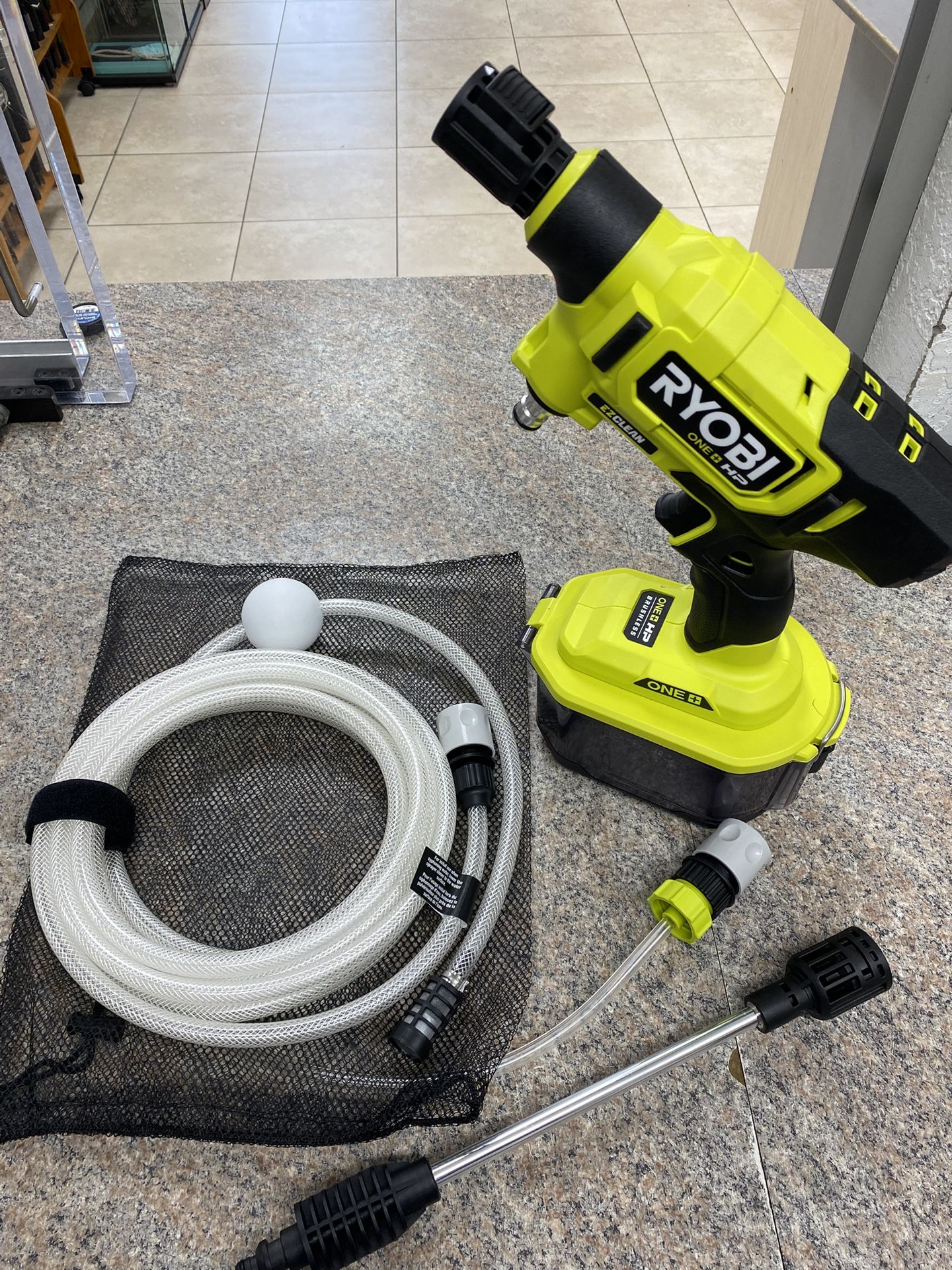 RYOBI 18V RY121850VNM Cold Water Pressure Washer 600 Psi for Sale in ...