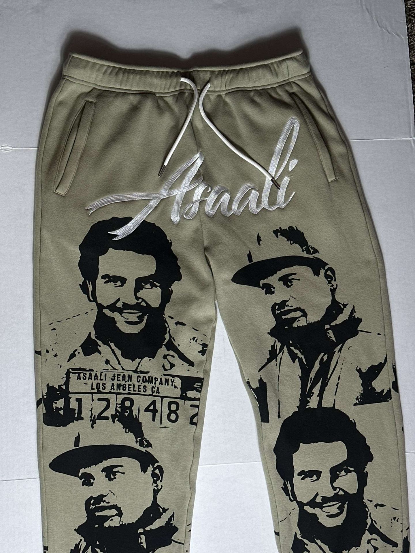 Olive Asaali Sweat Pants Size XL for Sale in Imperial Beach, CA - OfferUp