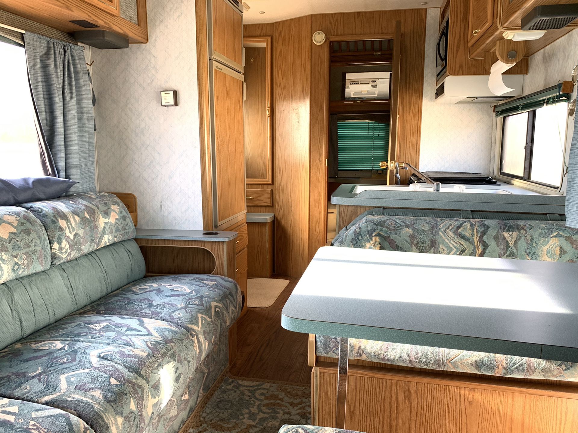 1997 jamboree 21 foot this RV is very easy to drive can be parked in ...