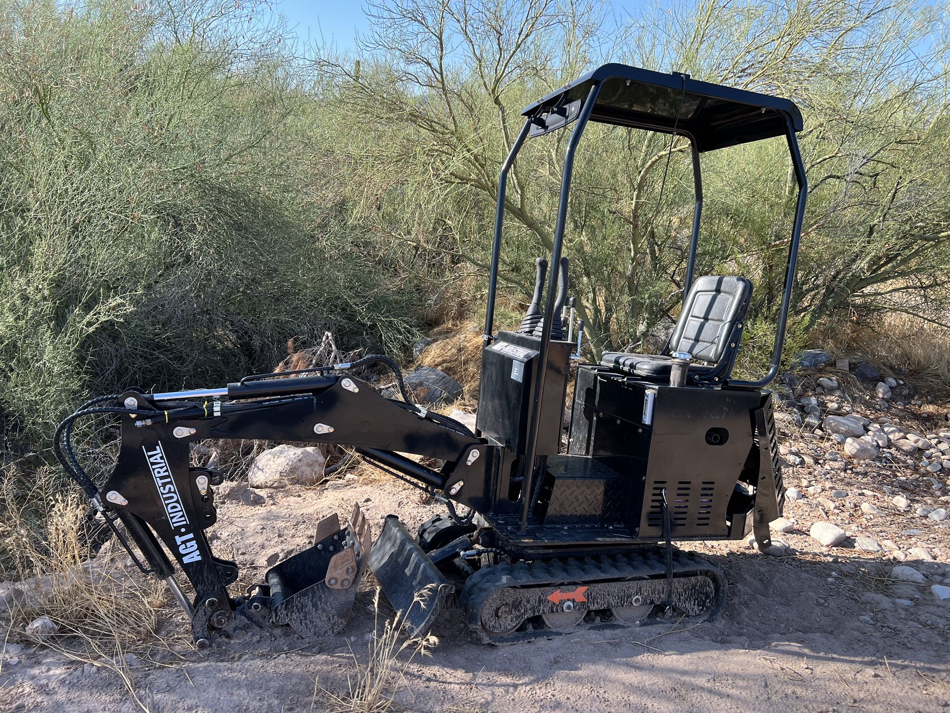 Agt Mini Excavator for Sale in Kearny, AZ - OfferUp