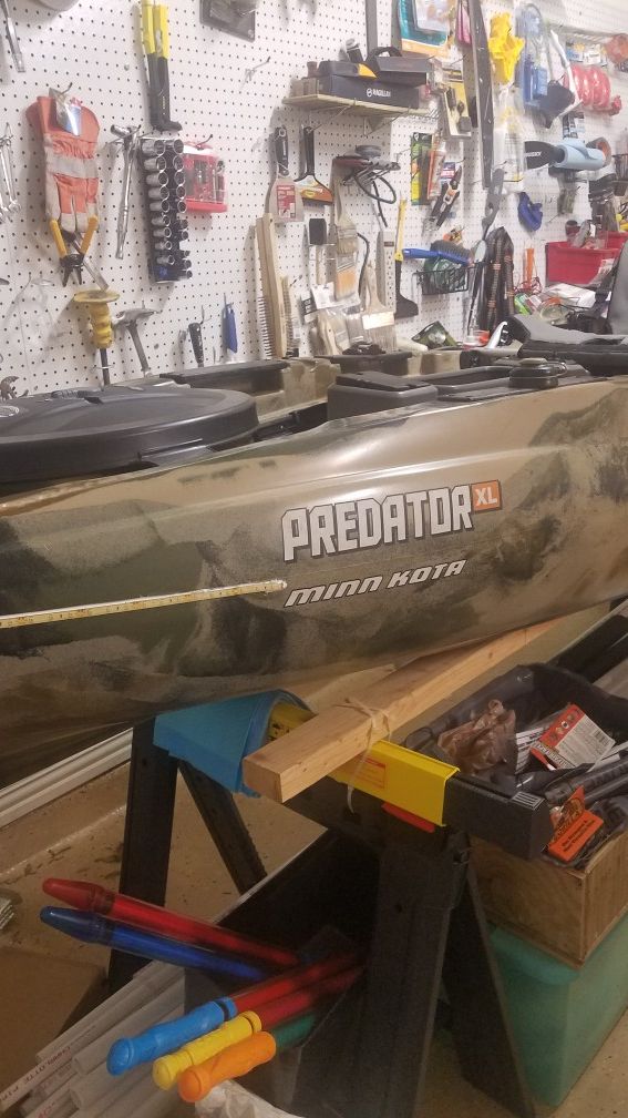 Predator XL Kayak Minn Kota for Sale in Humble, TX - OfferUp