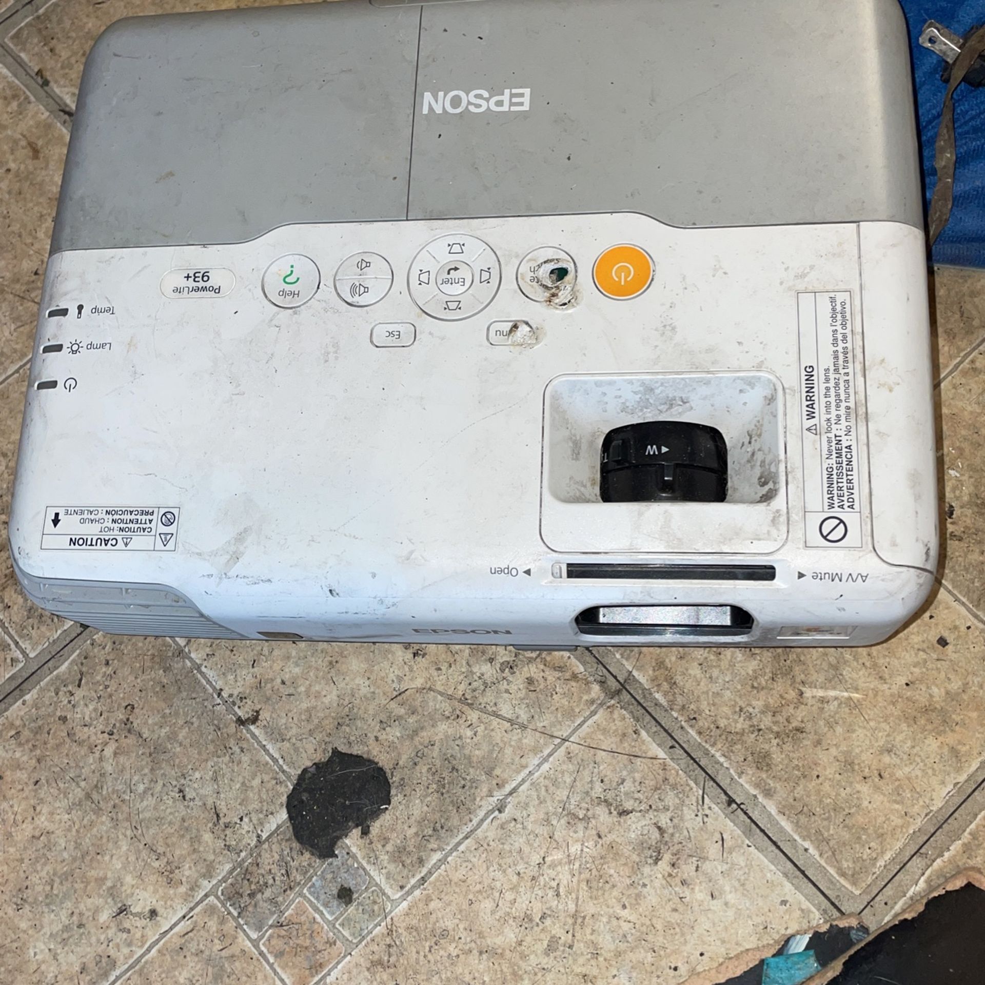 Projector for Sale in Los Angeles, CA - OfferUp