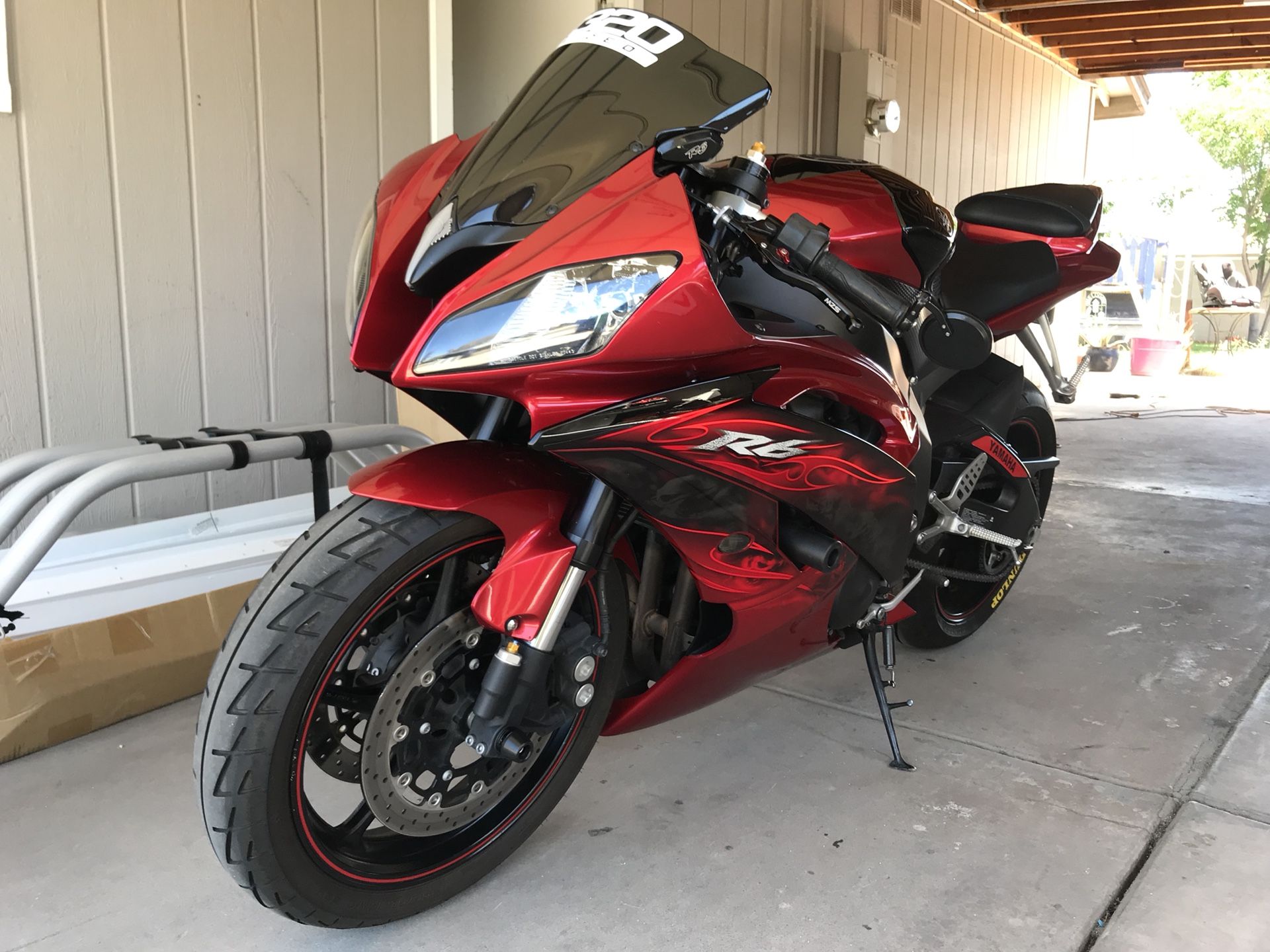 Yamaha R6 Raven Wallpaper