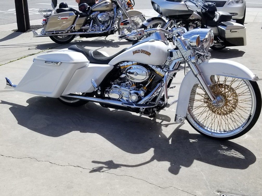 2009 ROAD KING VICLA for Sale in Los Nietos, CA - OfferUp