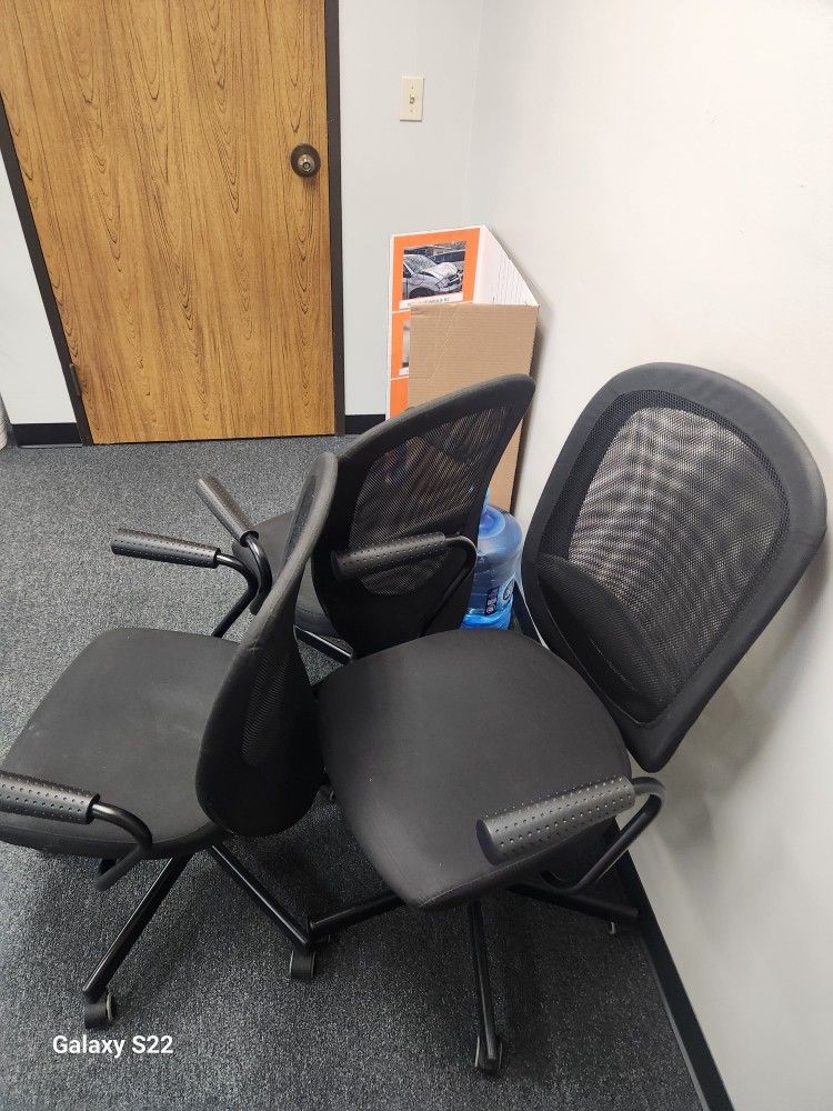 Must Pick Up Office Chairs for Sale in Houston, TX - OfferUp