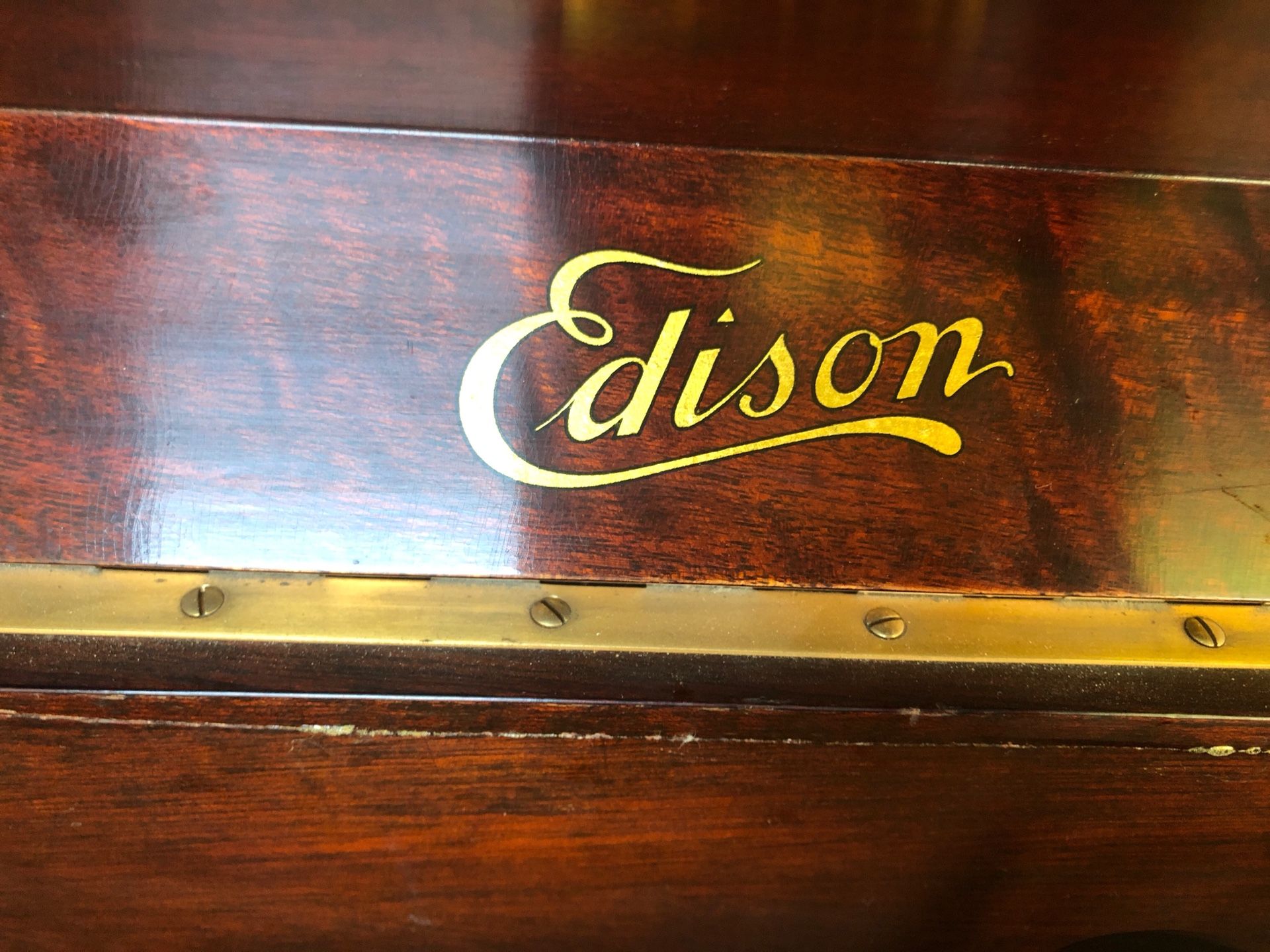 Thomas Edison Diamond Disc H19 Series Phonograph for Sale in Hemet, CA ...