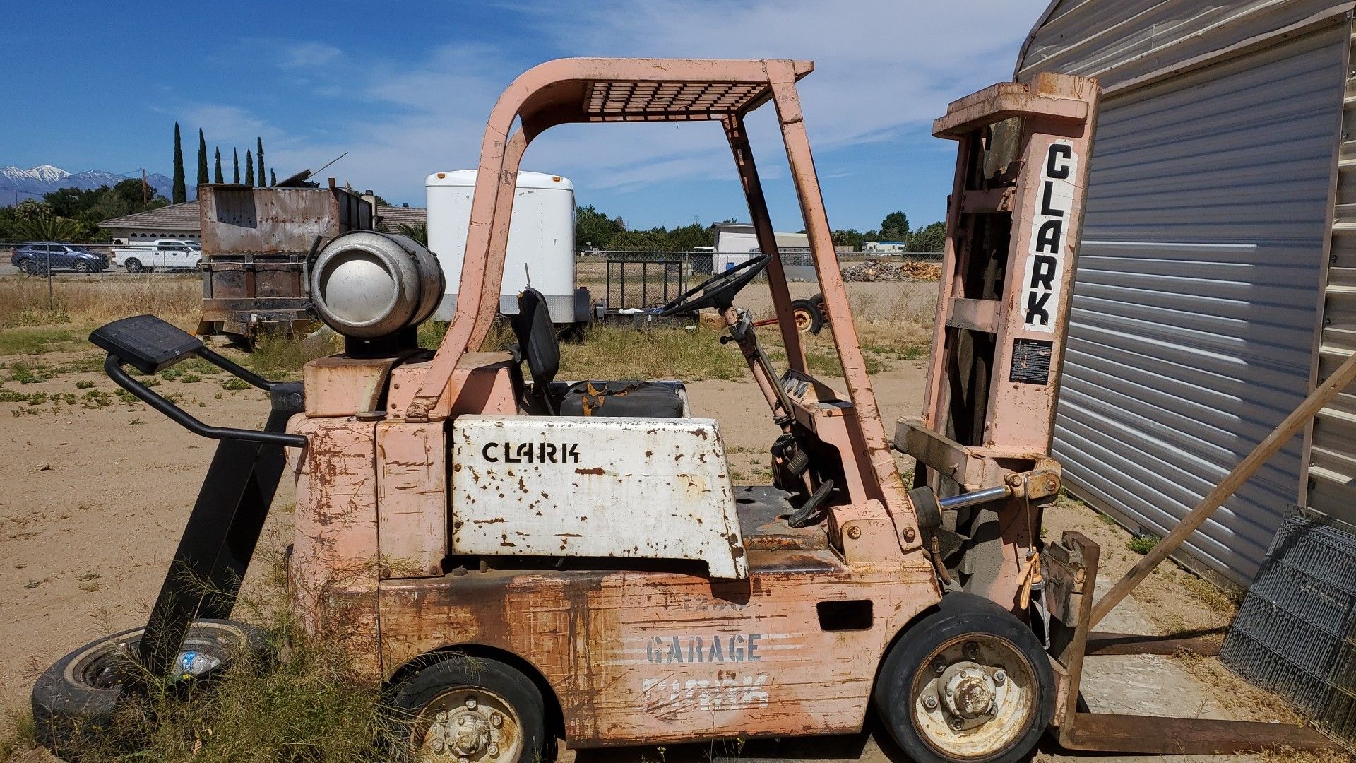 ForkLift C70 CLARK "WORKS" for Sale in Hesperia, CA - OfferUp