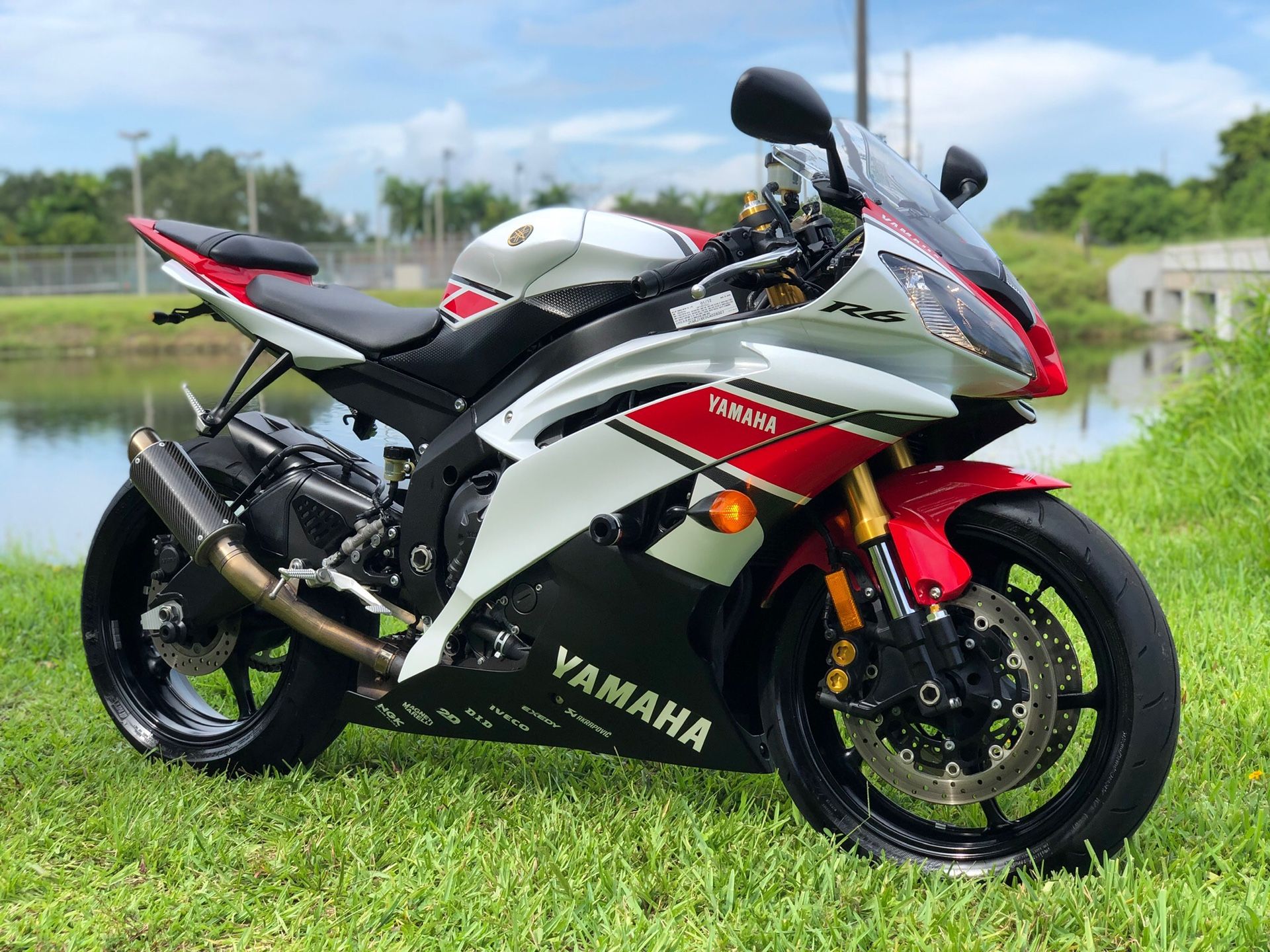 2012 YAMAHA YZF R6 50TH ANNIVERSARY for Sale in North Miami, FL - OfferUp