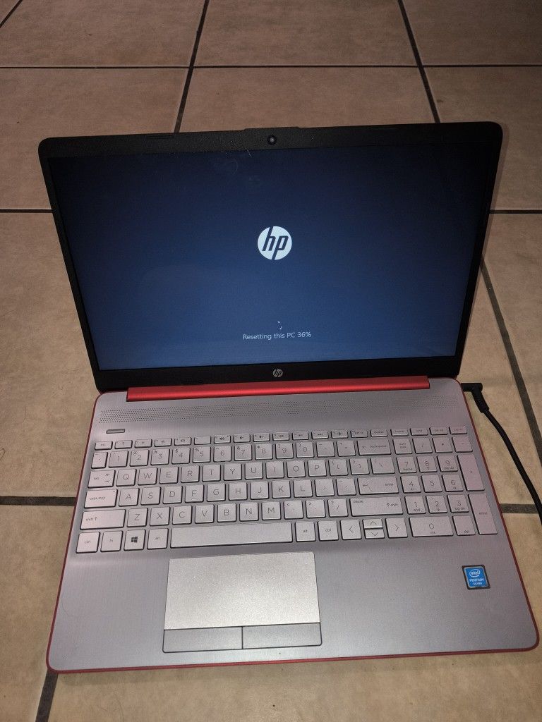 Hp Laptop Red for Sale in Fresno, CA - OfferUp