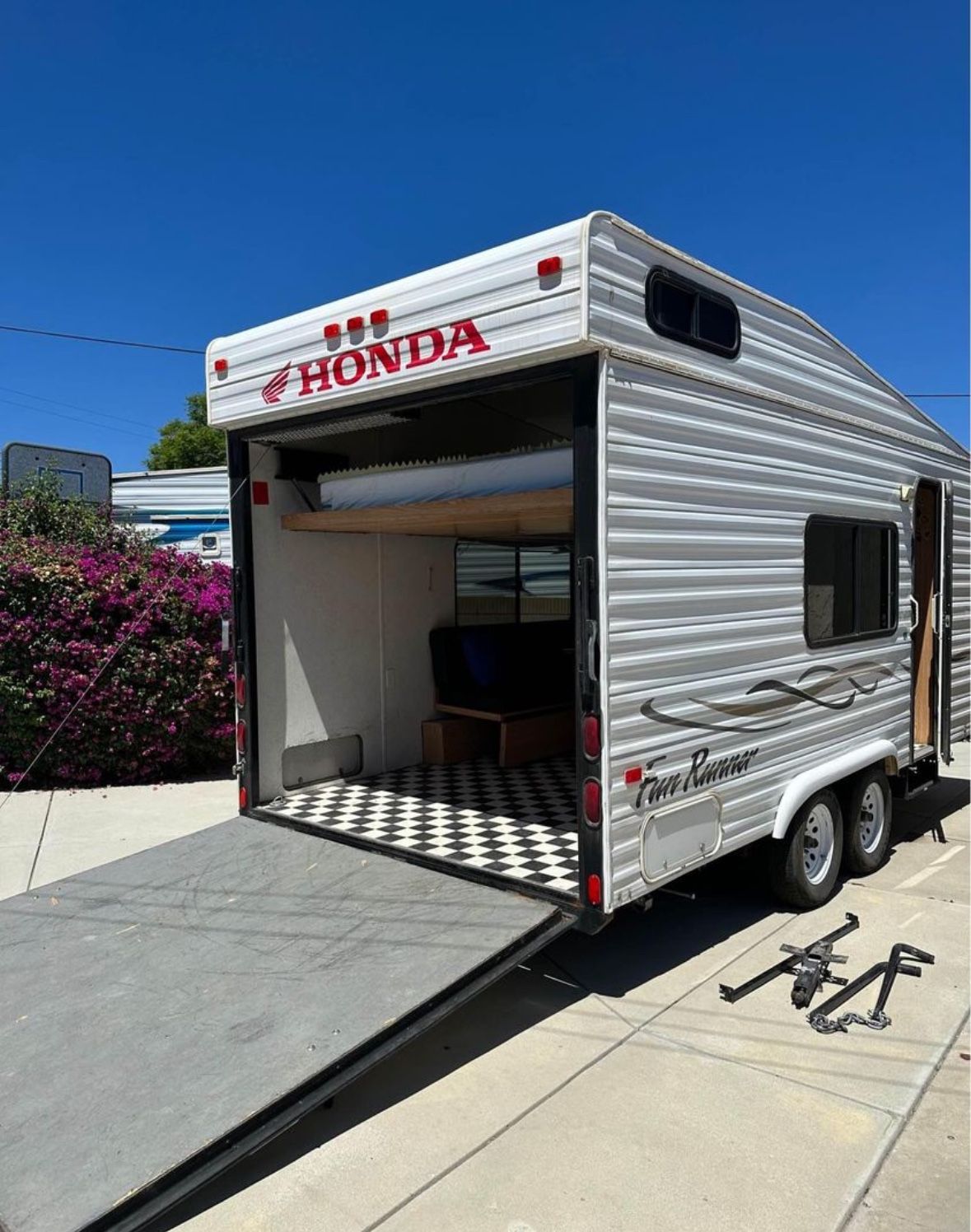 2004 Carson Fun-Runner Trailer for Sale in Simi Valley, CA - OfferUp