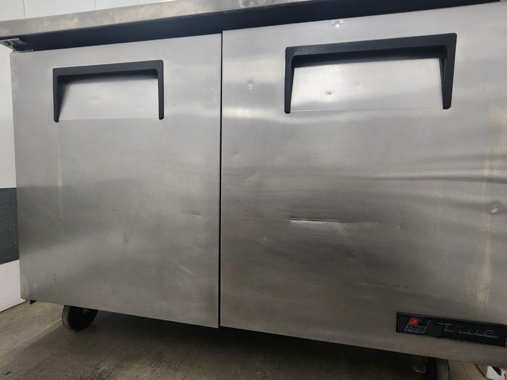True TWT-48-HC 48" Worktop Refrigerator w/ (2) Sections, 115v for Sale ...