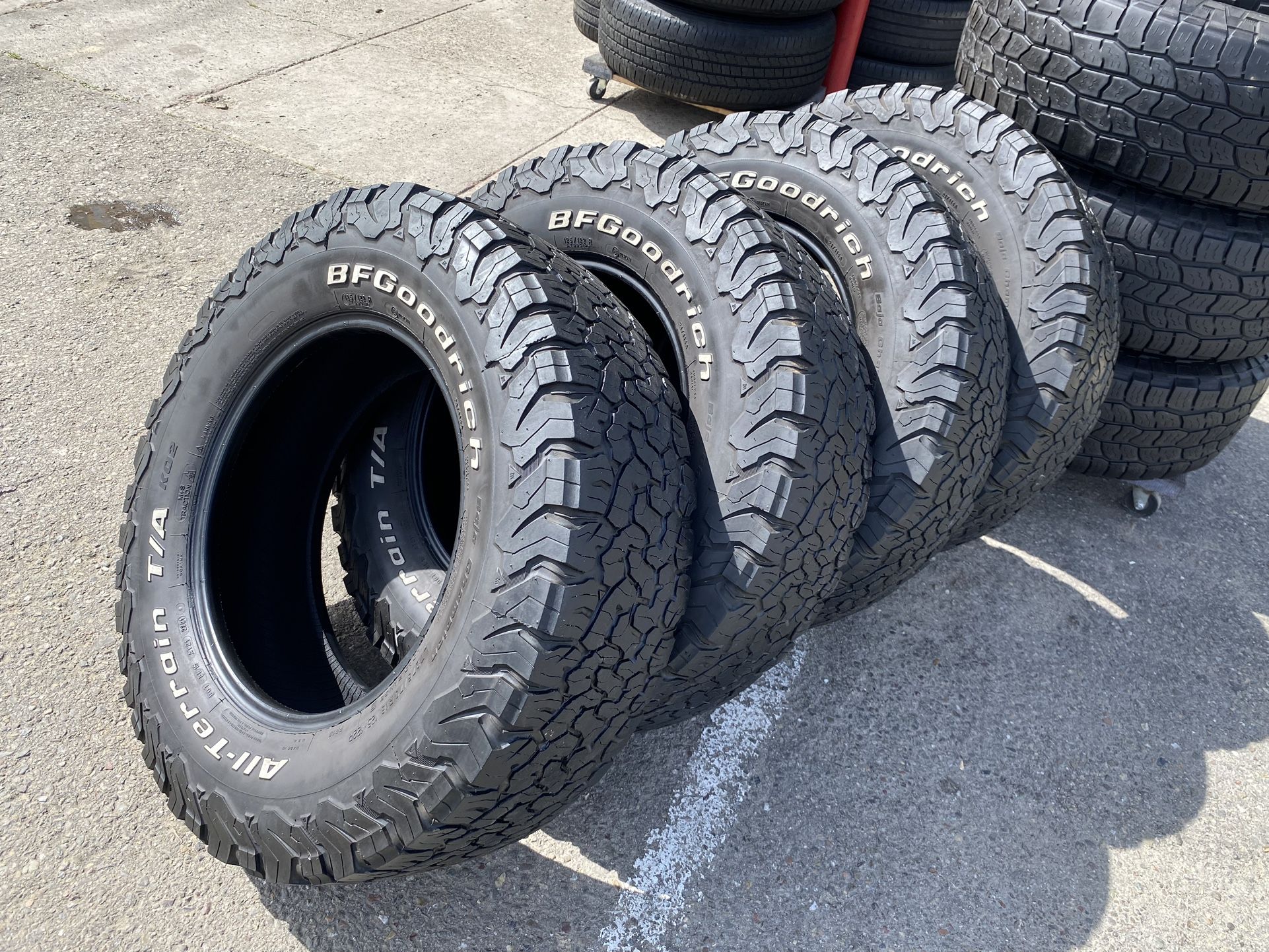 Bfgoodrich All Terrain A/T LT275/70/18” for Sale in Victor, CA - OfferUp