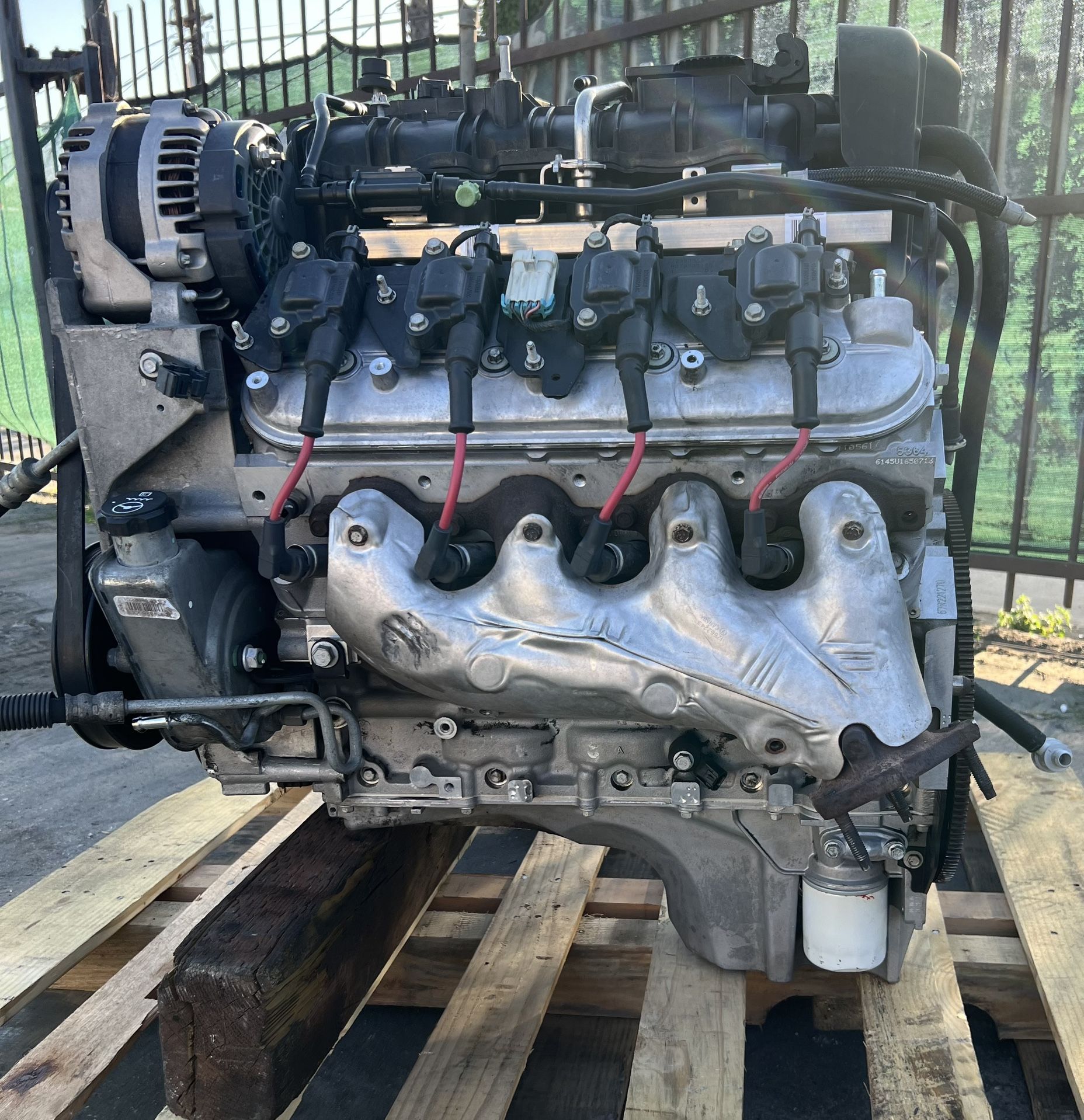 6.2 Ls l92 Engine Complete 113k Miles for Sale in Montebello, CA - OfferUp