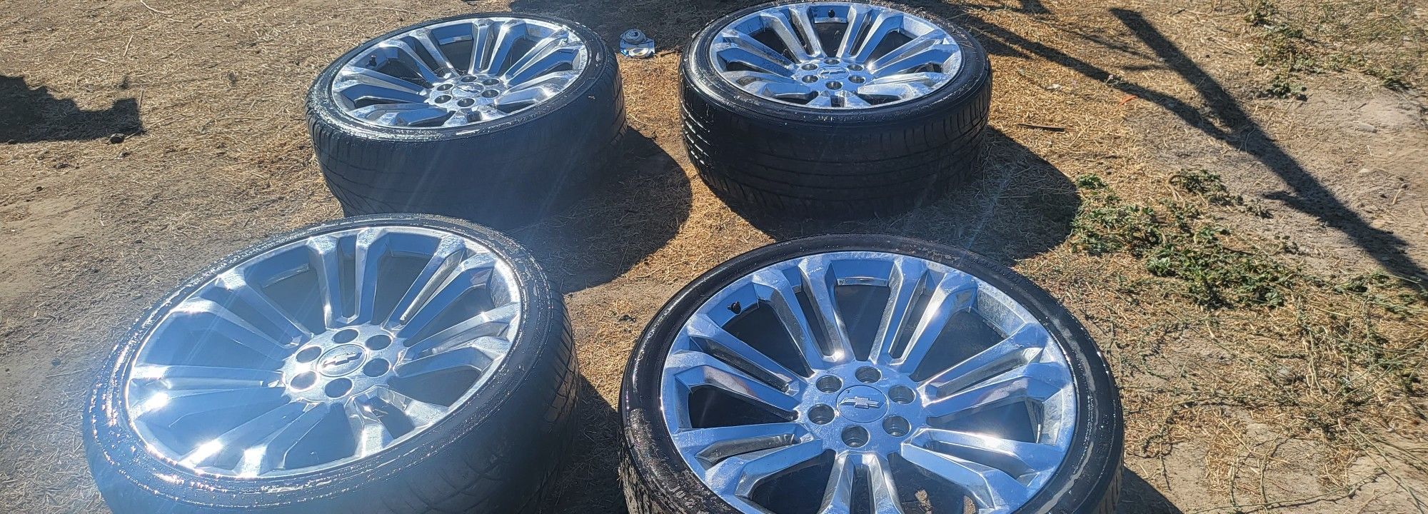 24 Inch Chevy Rims for Sale in Kingsburg, CA - OfferUp