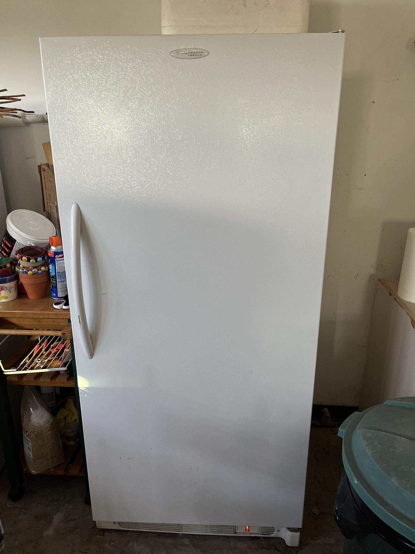Frigidaire Upright Freezer for Sale in Lake Stevens, WA - OfferUp