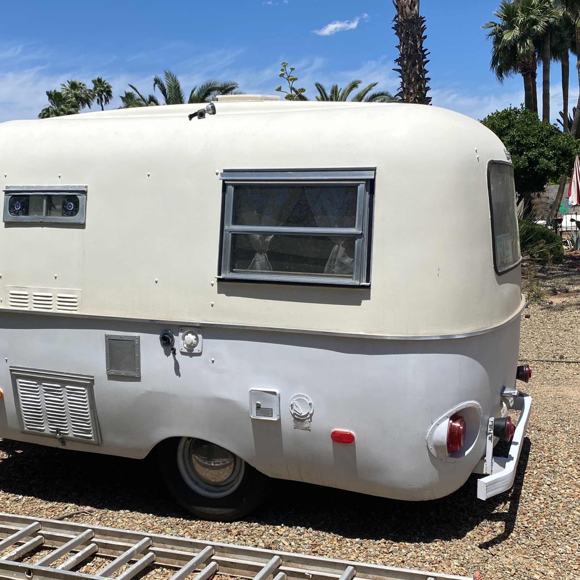 1975 Boler Vintage Trailer 13 Foot for Sale in Scottsdale, AZ - OfferUp